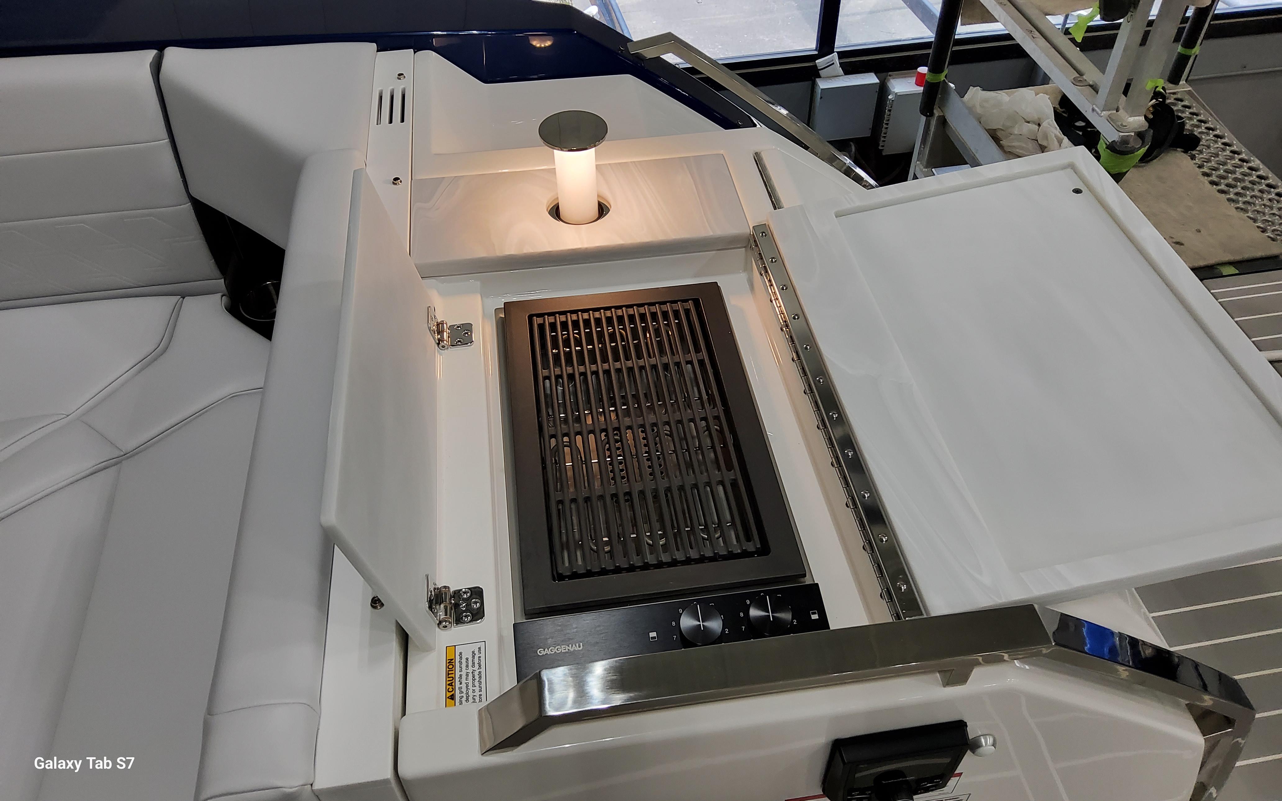 2025 Formula 500 Super Sport Crossover Cruiser for sale - YachtWorld