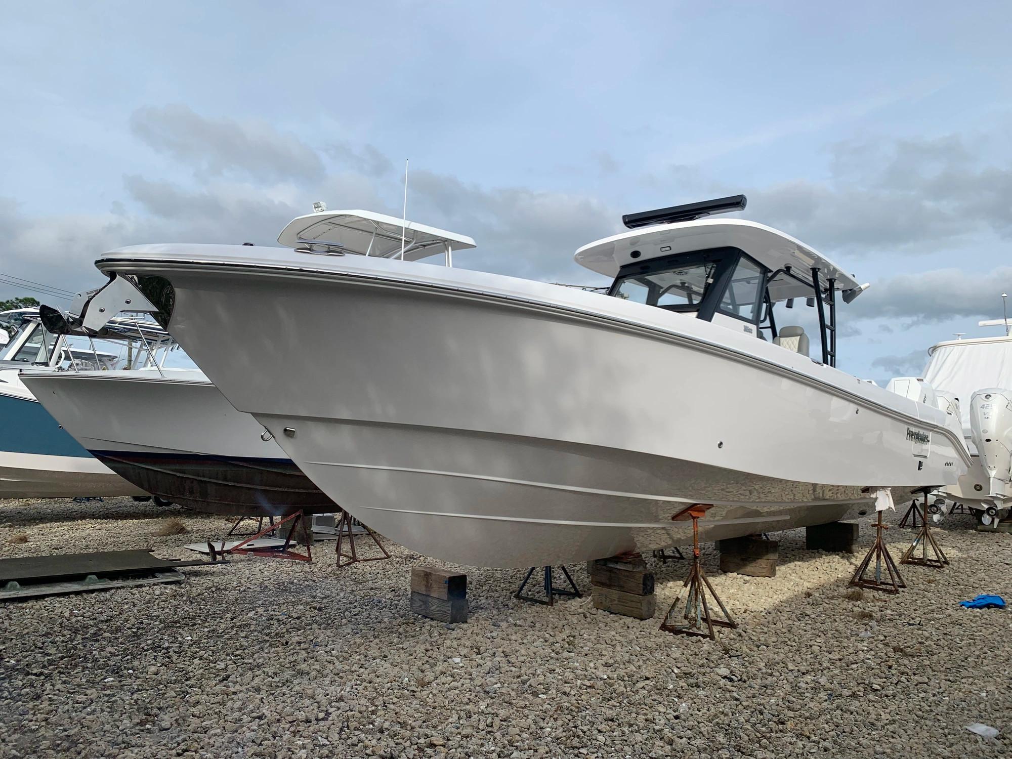2024 Everglades 365 CC Center Console for sale - YachtWorld