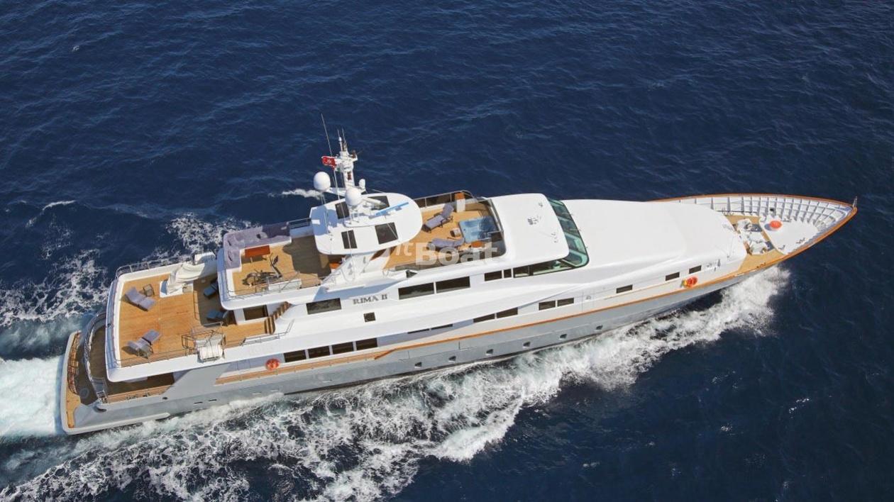 1987 Mega Yacht Benetti for sale - YachtWorld