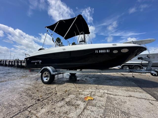 2016 Bayliner F18 Element Center Console for sale - YachtWorld