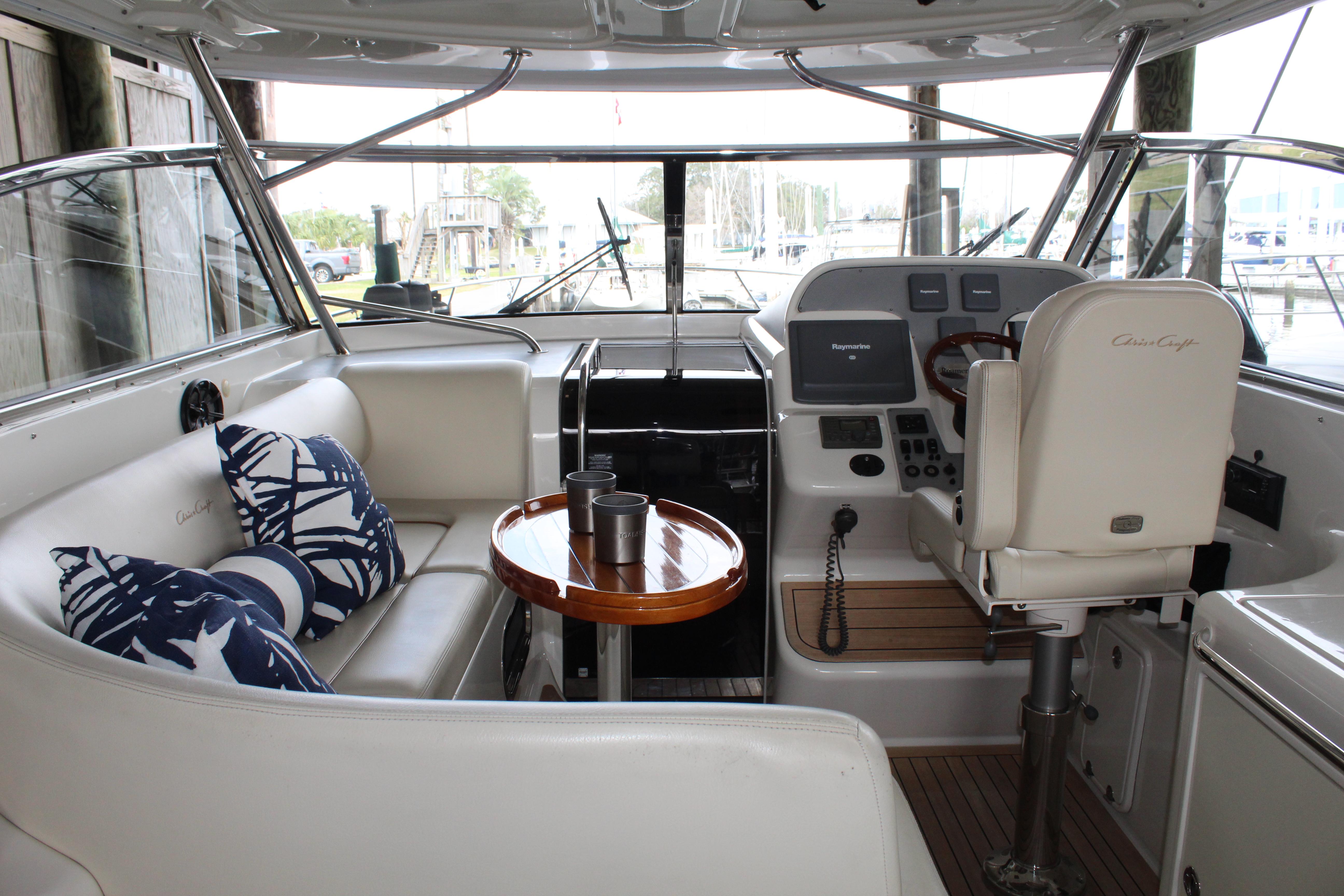 2007 Chris-Craft Roamer 40 Express Cruiser for sale - YachtWorld
