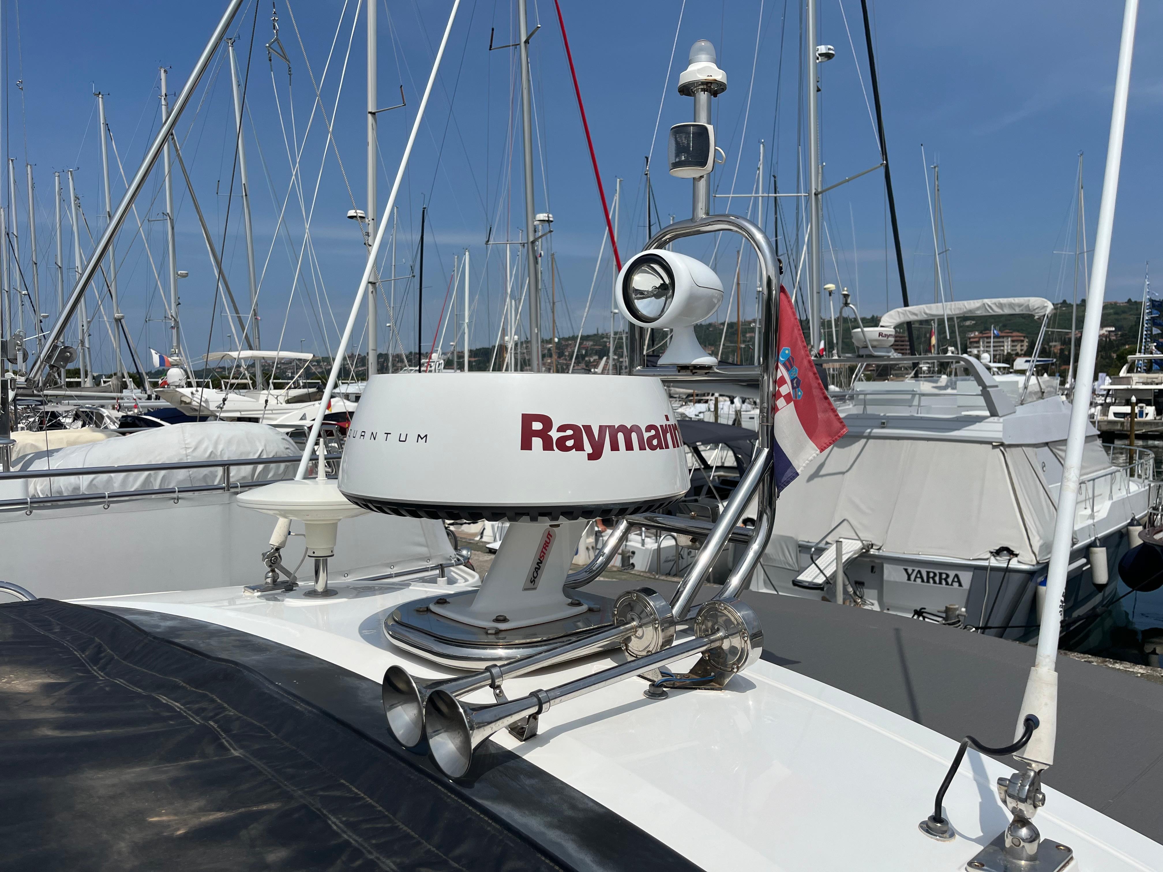2015 Princess V39 Cruiser for sale - YachtWorld