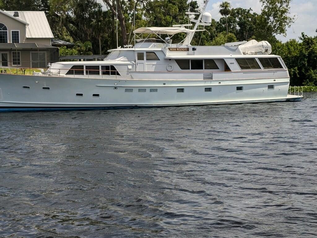 MISS WENDY Pilothouse Burger for sale - YachtWorld