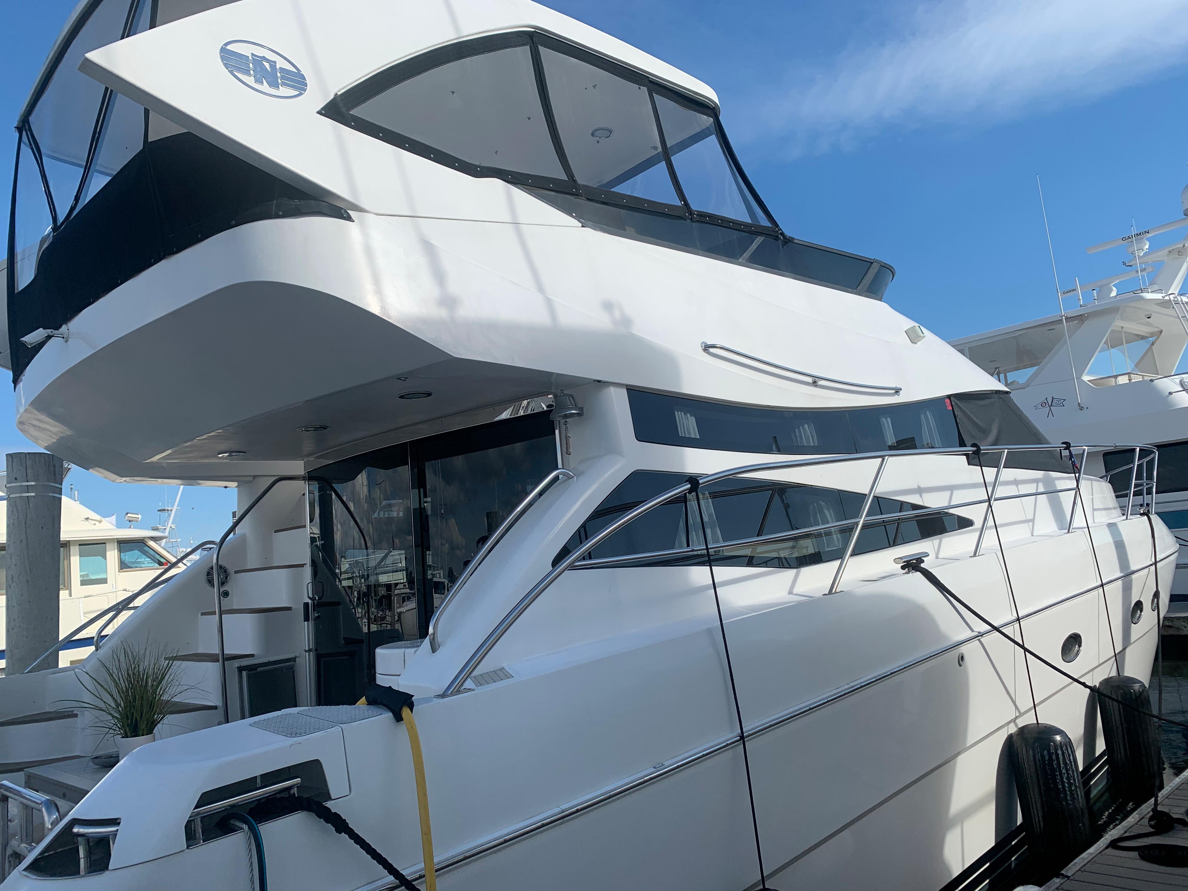 2003 Neptunus 56 Flybridge Yacht a motore in vendita- YachtWorld