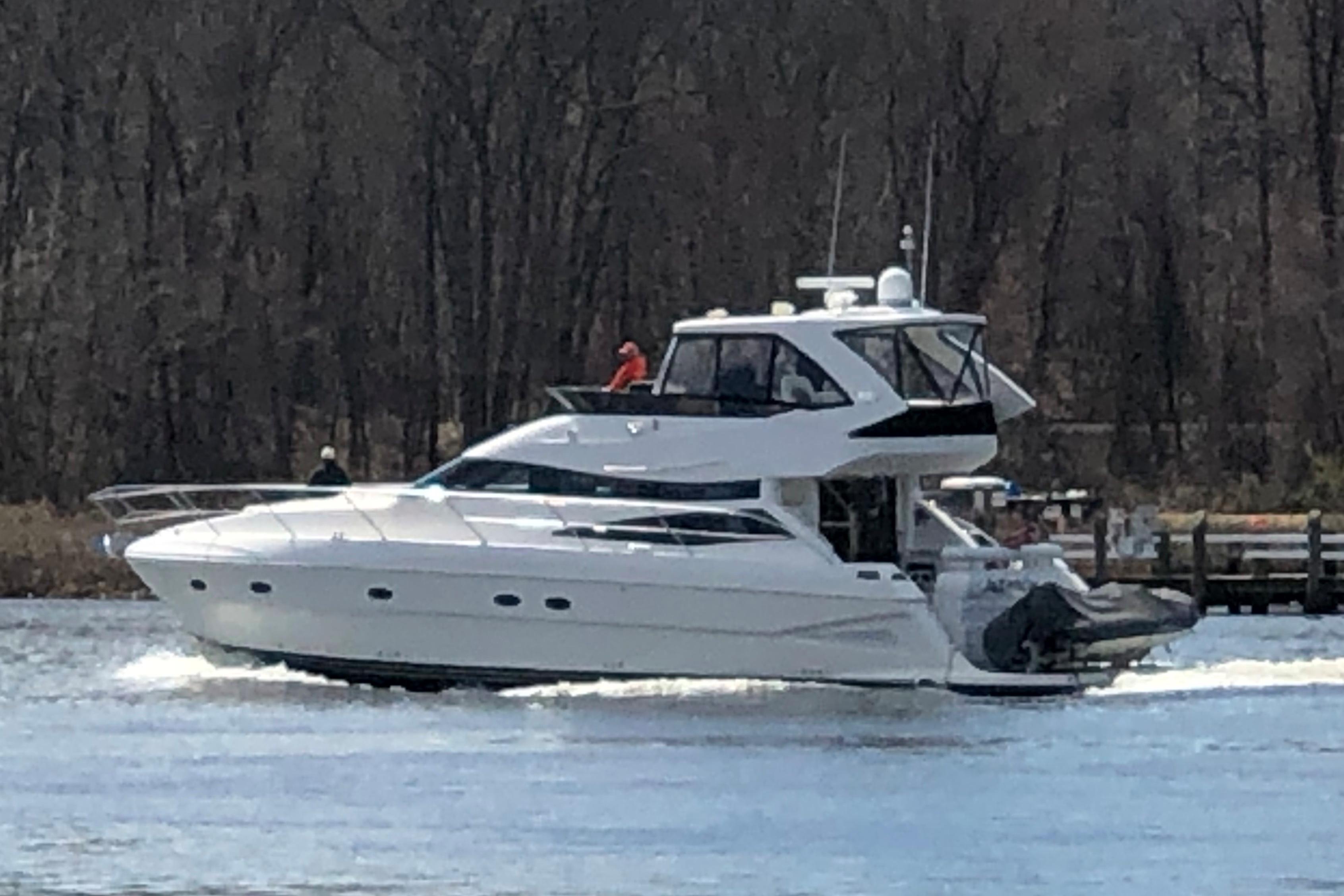 2003 Neptunus 56 Flybridge Motor Yacht for sale - YachtWorld