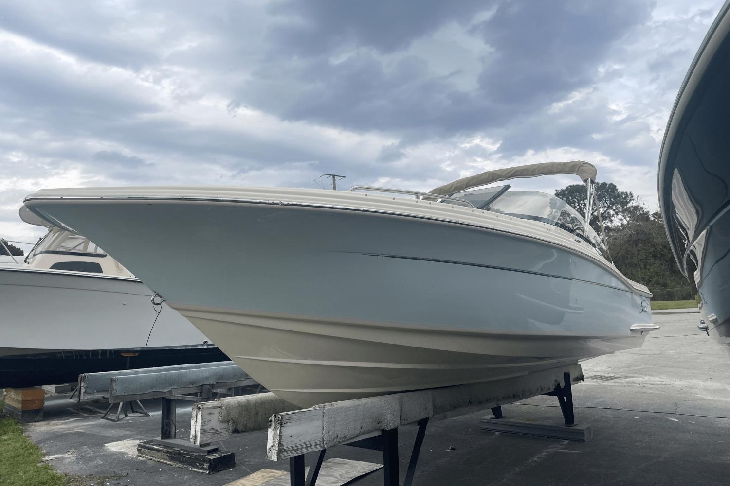 2024 Scout 215 Dorado Runabout for sale - YachtWorld