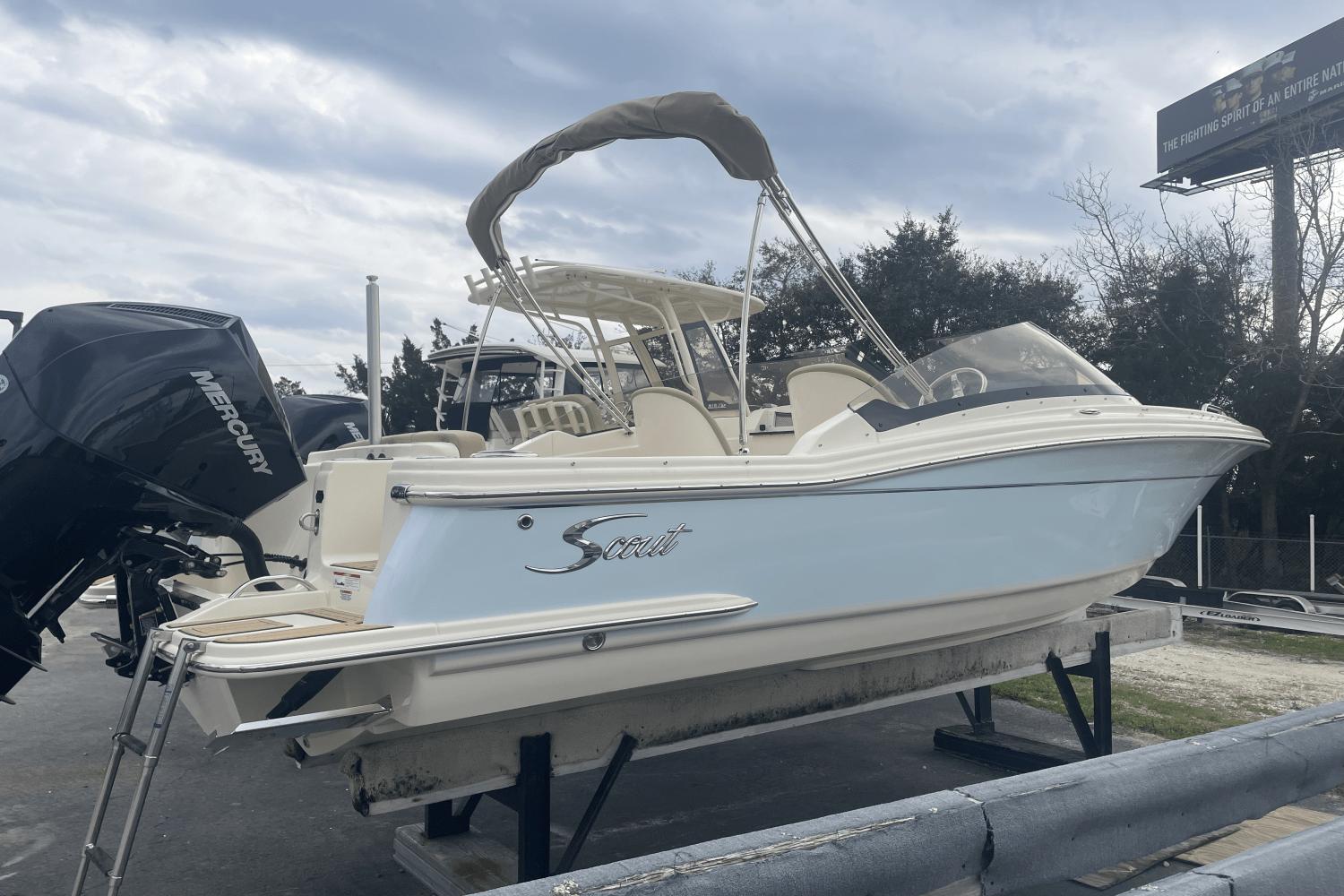 2024 Scout 215 Dorado Runabout for sale - YachtWorld