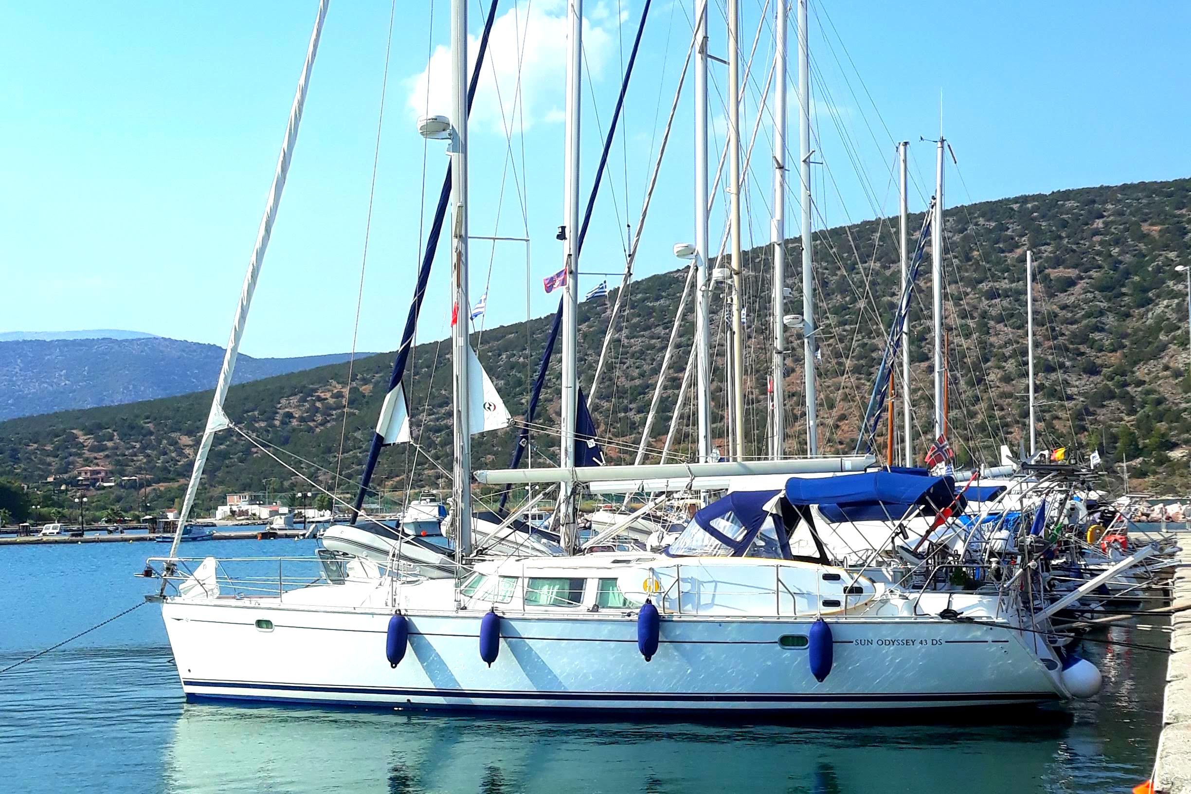 Used 2004 Jeanneau Sun Odyssey 43 DS | TopBoats