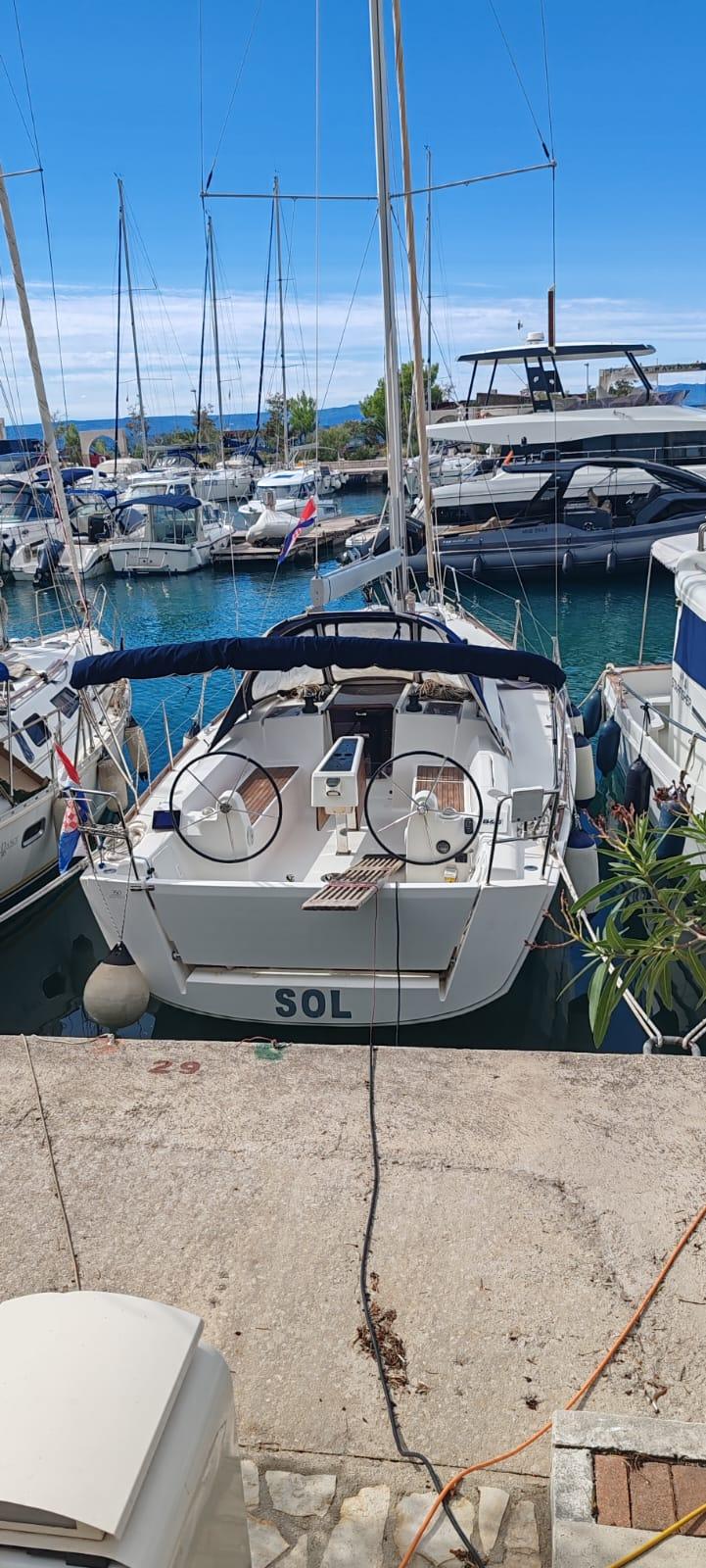 New 2017 Dufour 350 | TopBoats