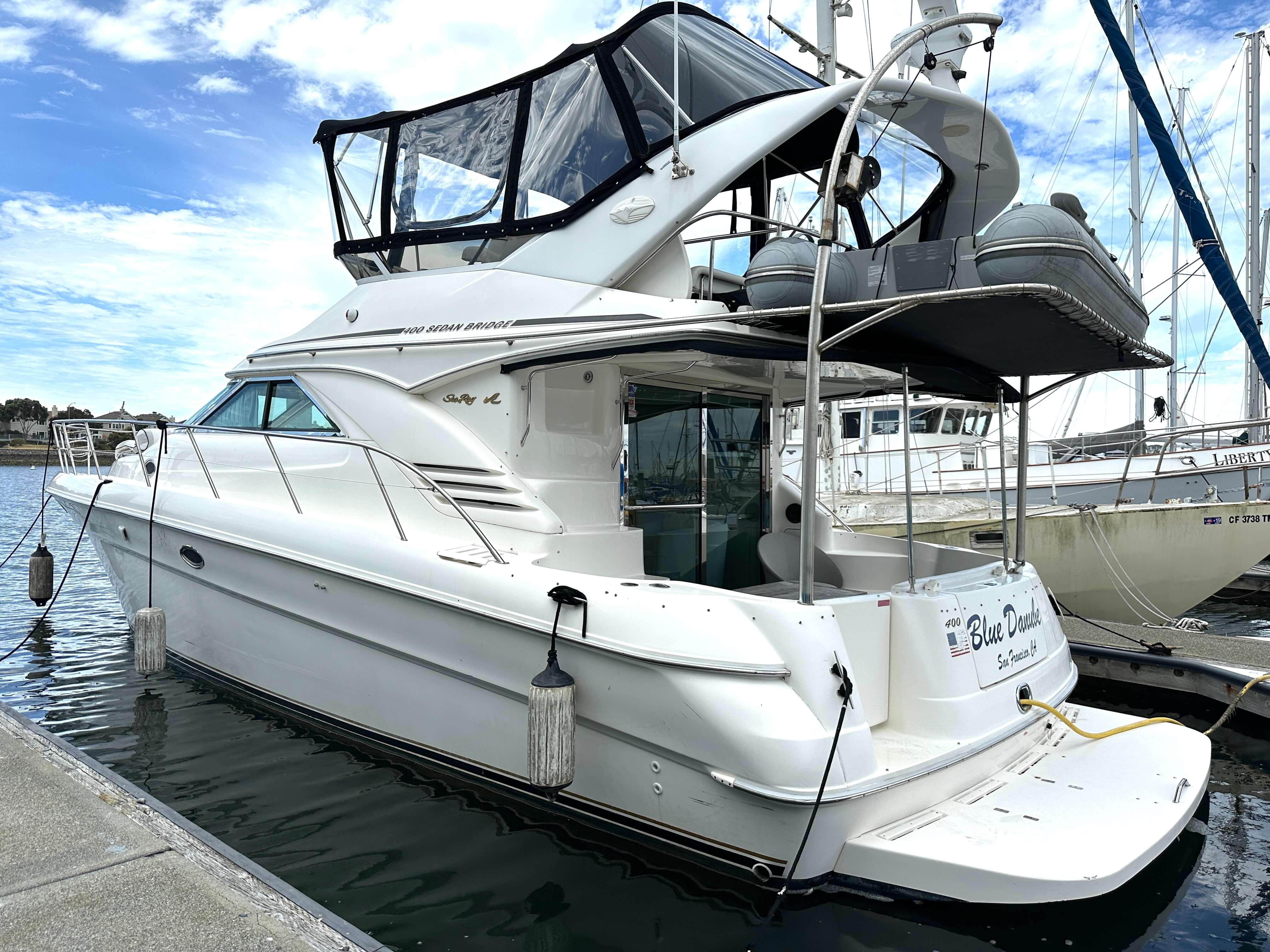 1996 Sea Ray 400 Sedan Bridge Motor Yacht for sale - YachtWorld