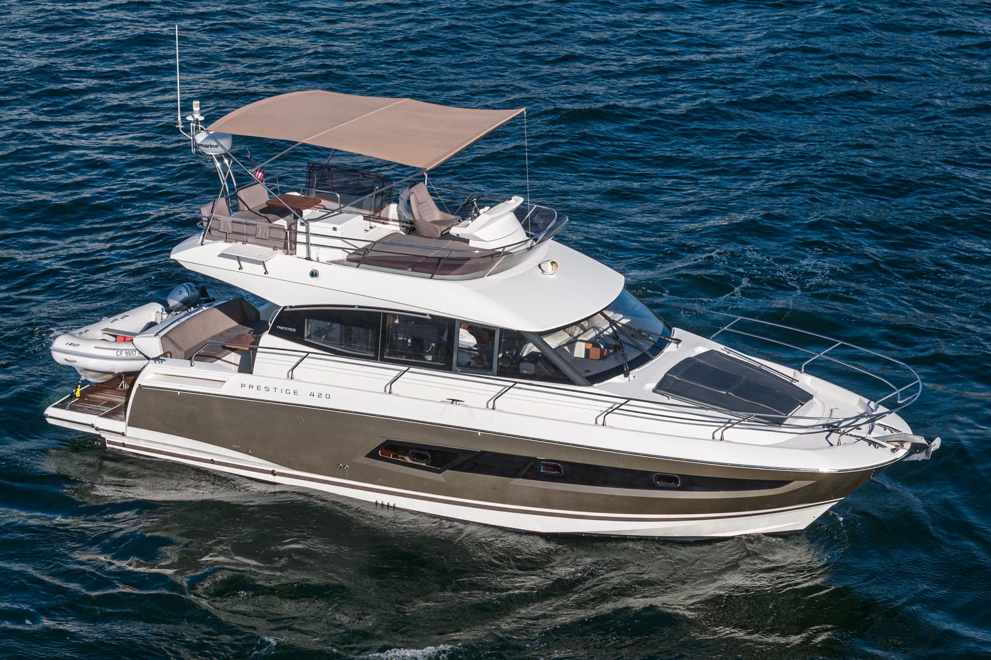 2015 Prestige 420 Flybridge for sale - YachtWorld