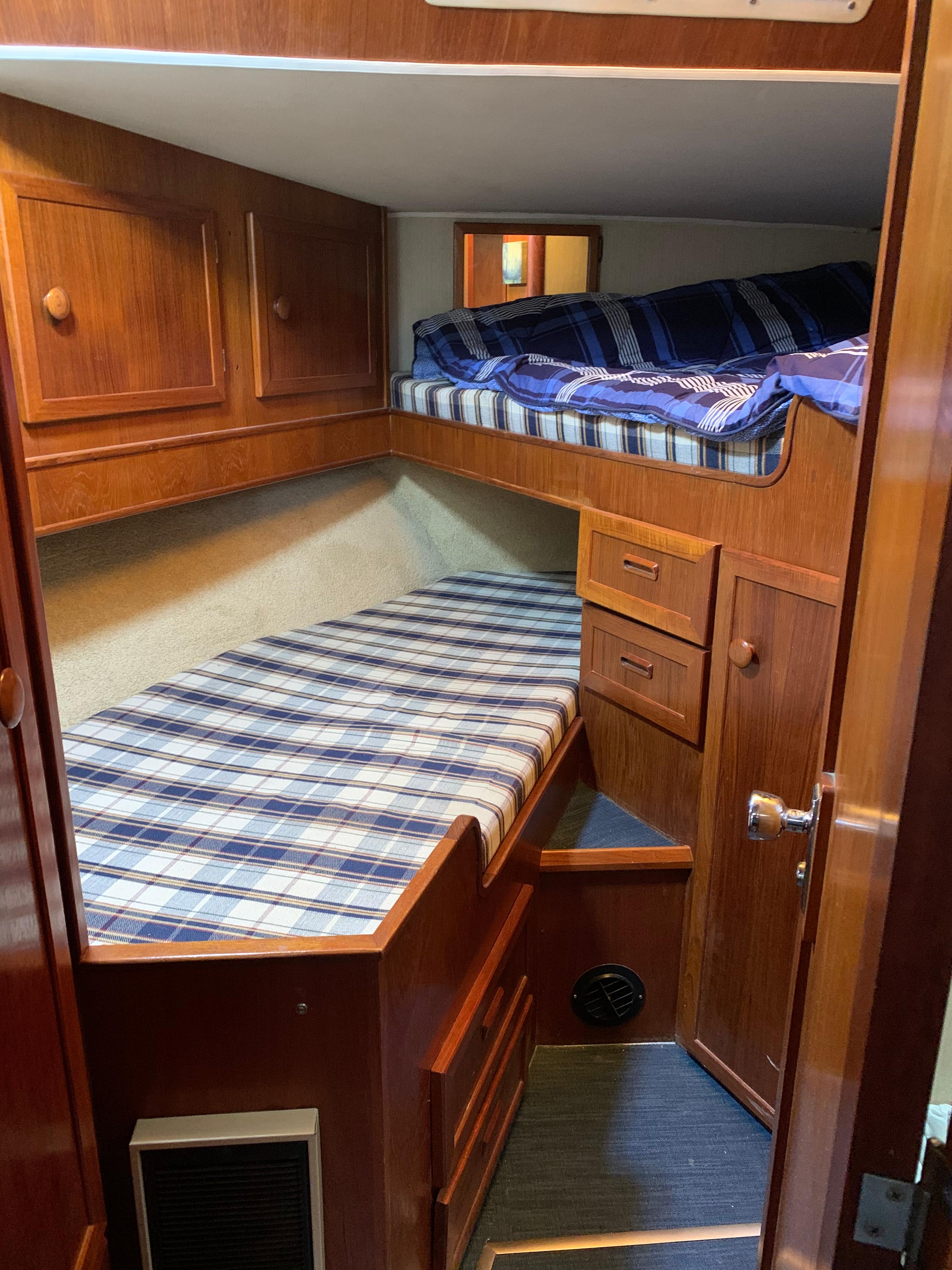 1982 Uniflite 48 Yacht Fisherman Flybridge for sale - YachtWorld