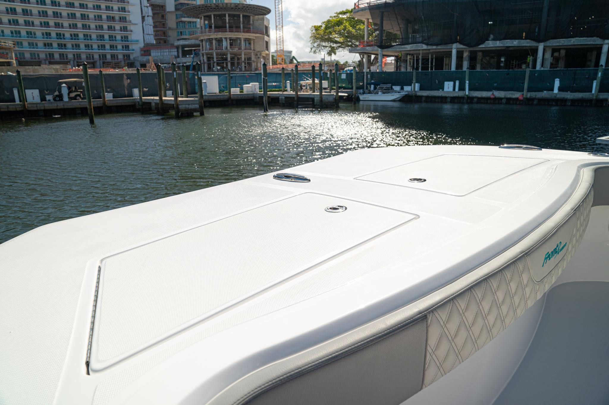 2025 Front Runner 37 Catamaran Center Console for sale - YachtWorld