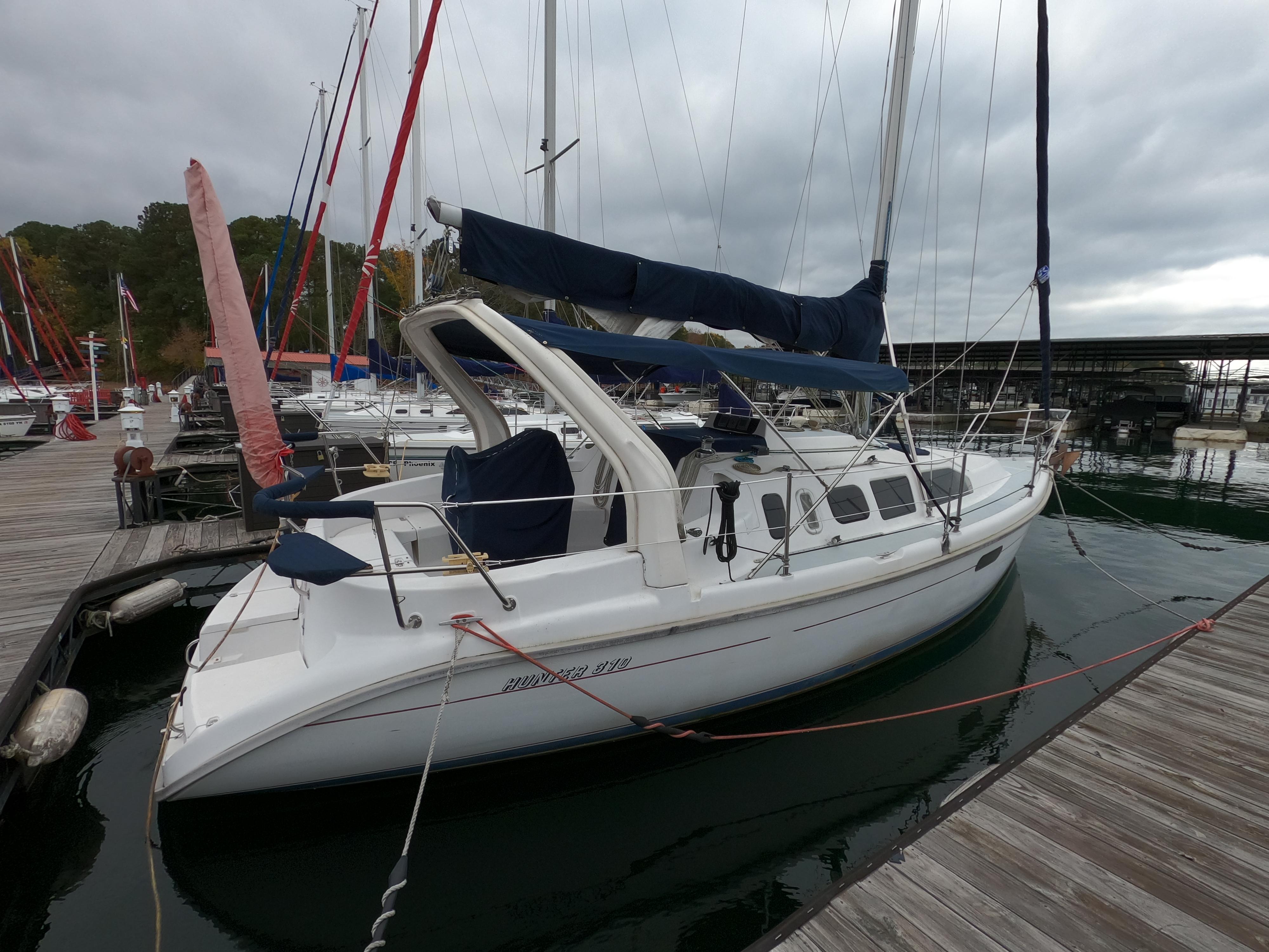 1998 Hunter 310 Cruiser for sale - YachtWorld