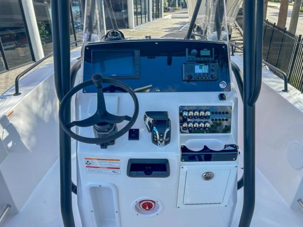 2025 Edgewater 208CC Watchman Center Console for sale - YachtWorld