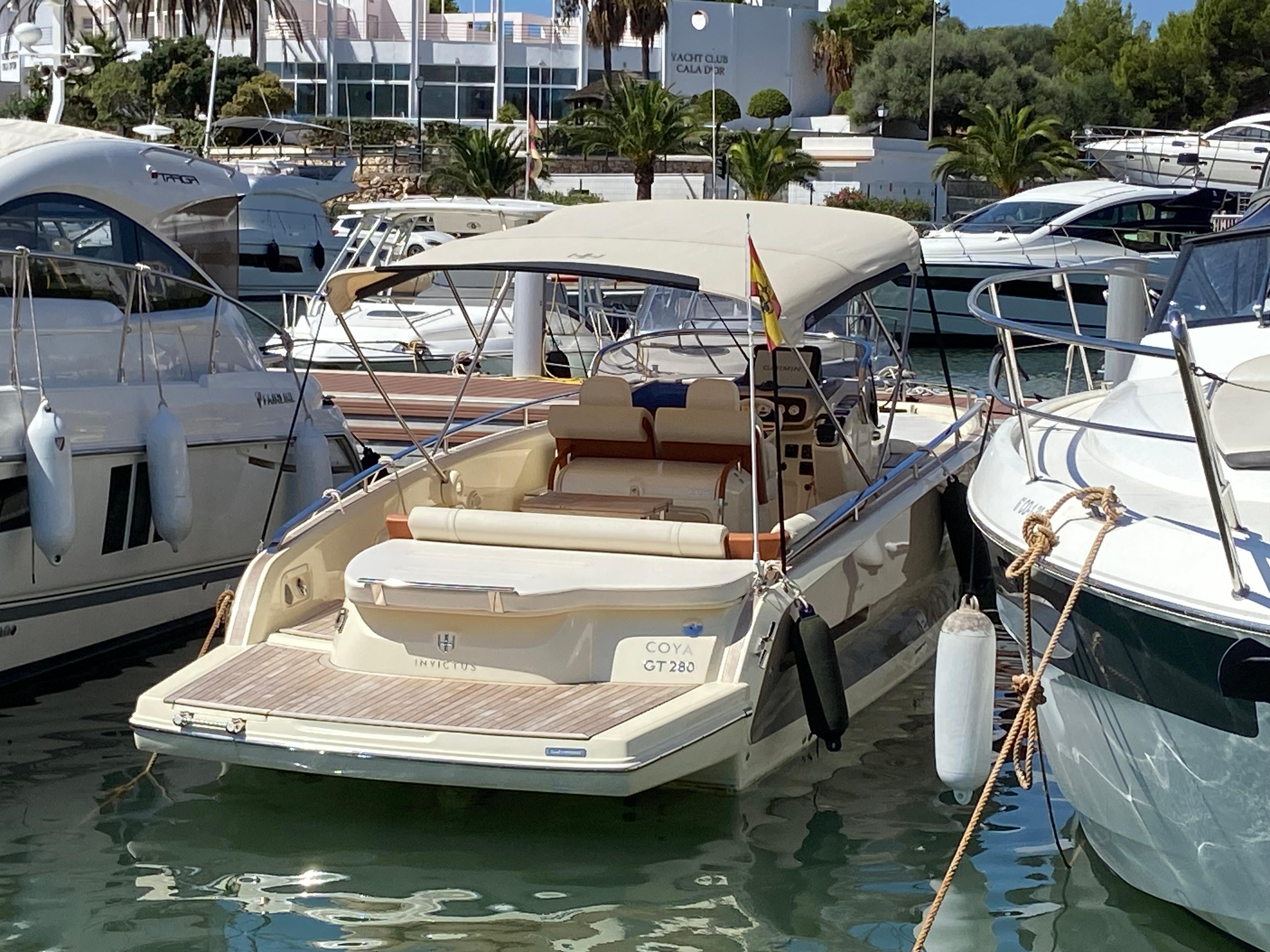 2021 Invictus 280 GT Centre Console for sale - YachtWorld