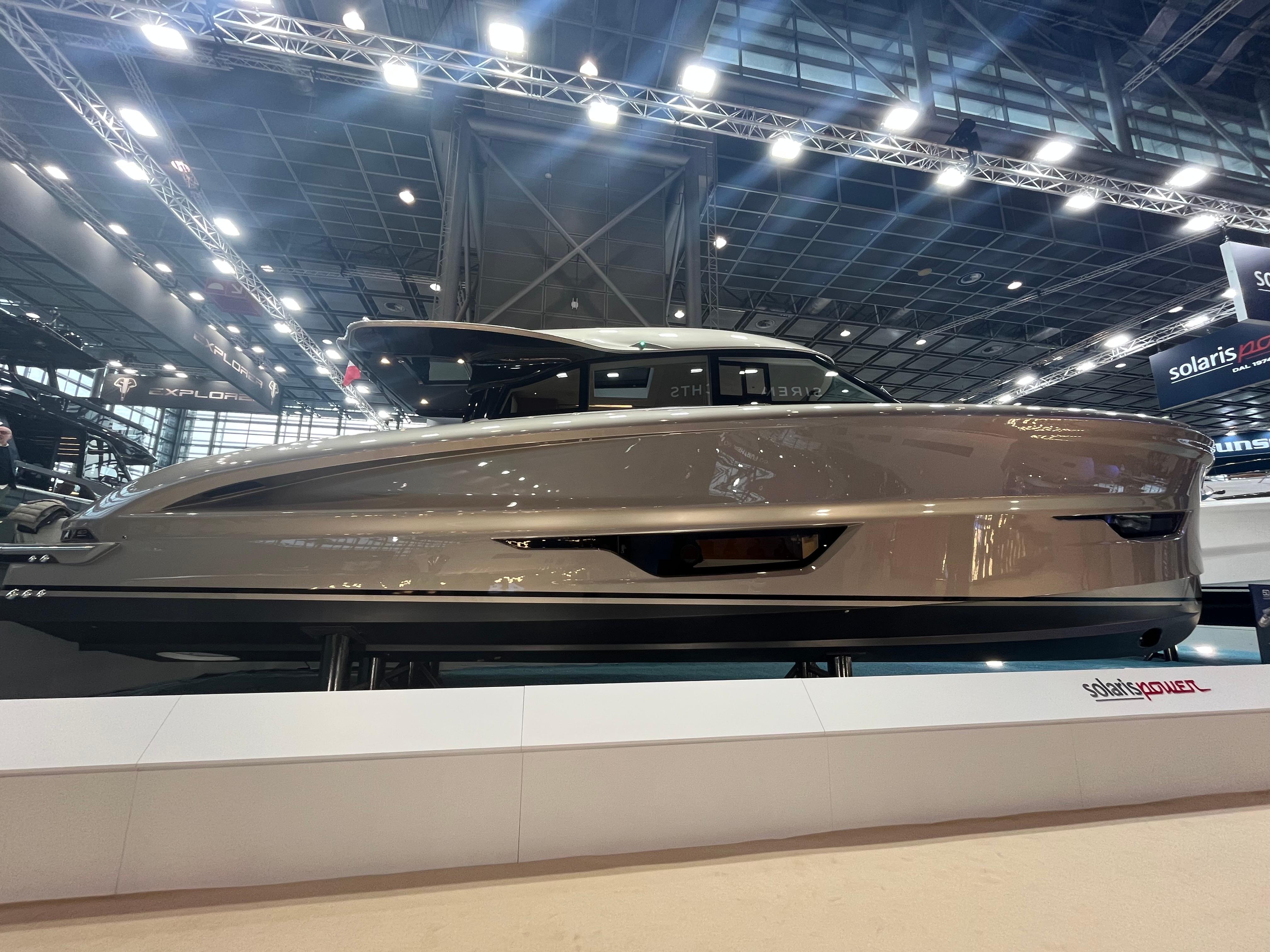 New Solaris Power 52 Coupe in 06 - Alpes-Maritimes - iNautia