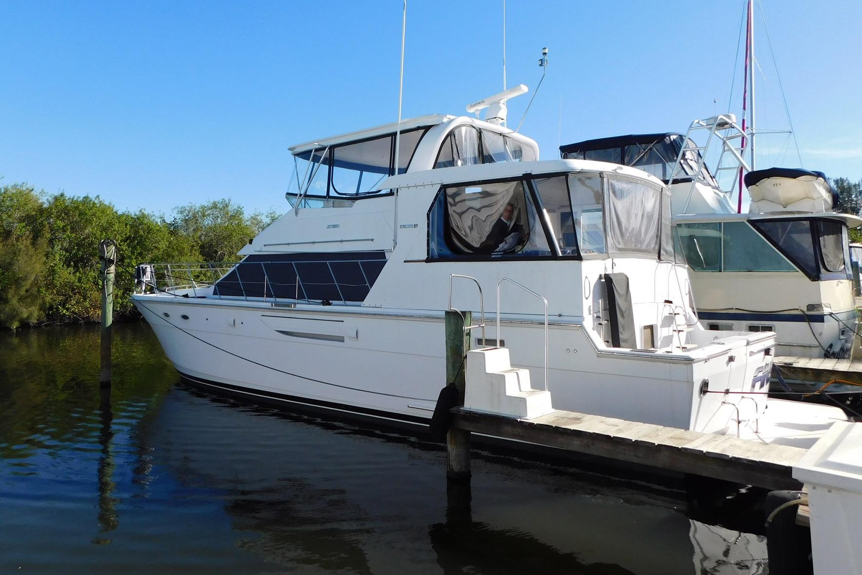 Used 1995 Jefferson 52 Rivanna Cockpit MY - Florida | TopBoats
