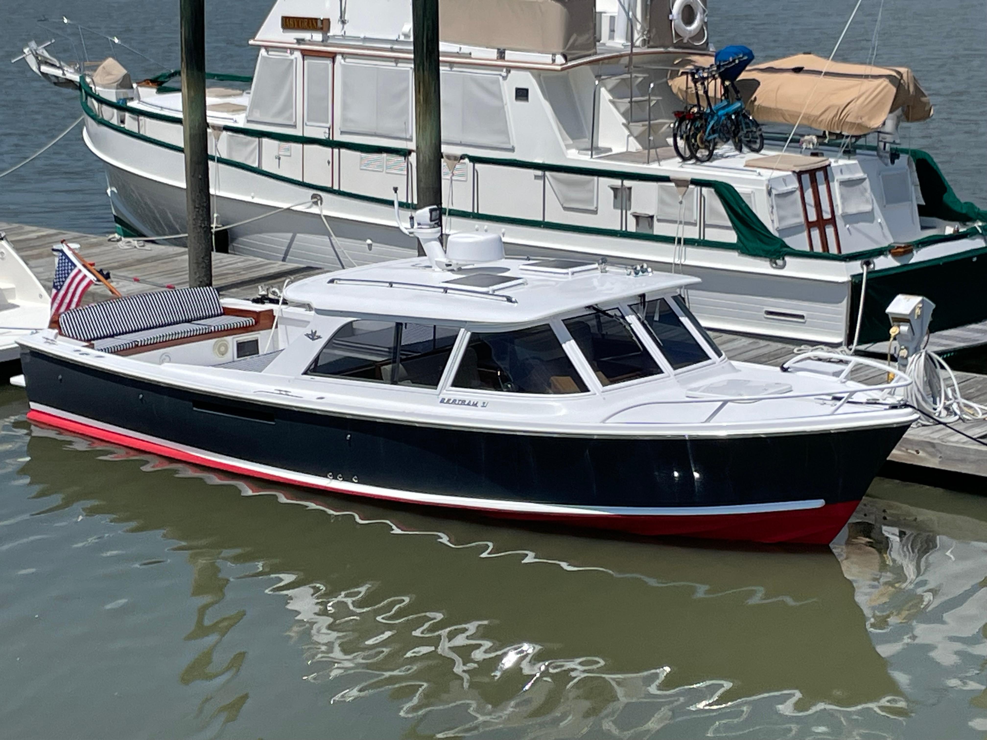 1972 Bertram 31 Sedan Hardtop Cruiser Express Cruiser for sale - YachtWorld