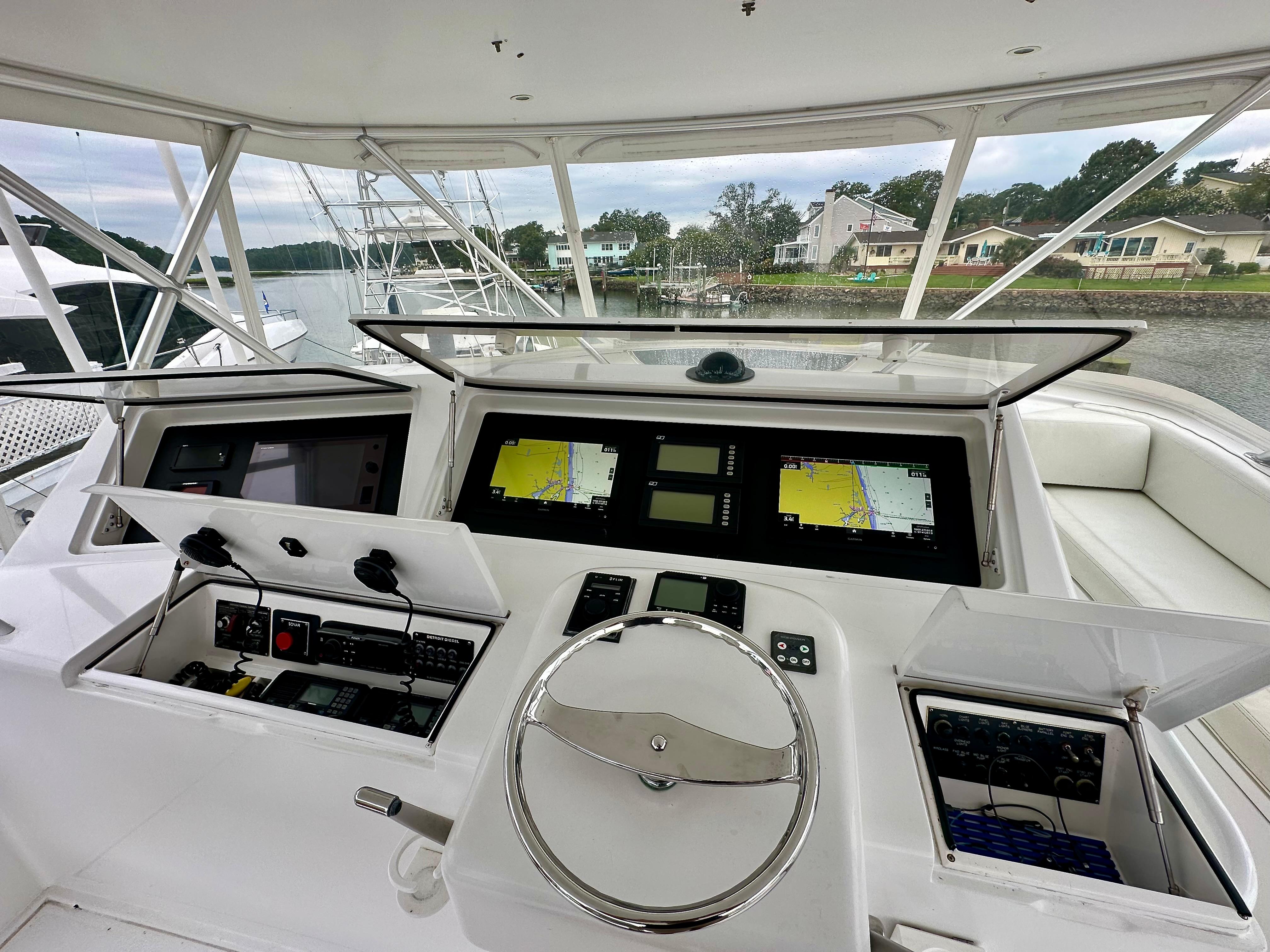 2004 Viking 56 Convertible SONAR Convertible for sale - YachtWorld