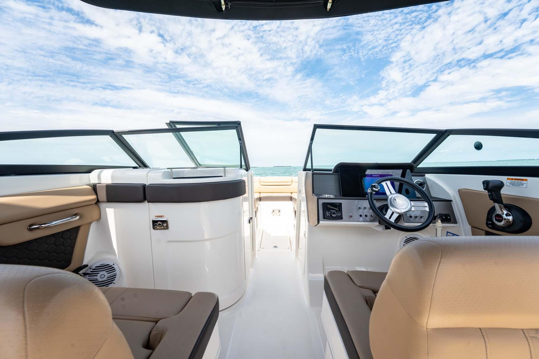 2018 Sea Ray 270 SDX-OB Bowrider for sale - YachtWorld