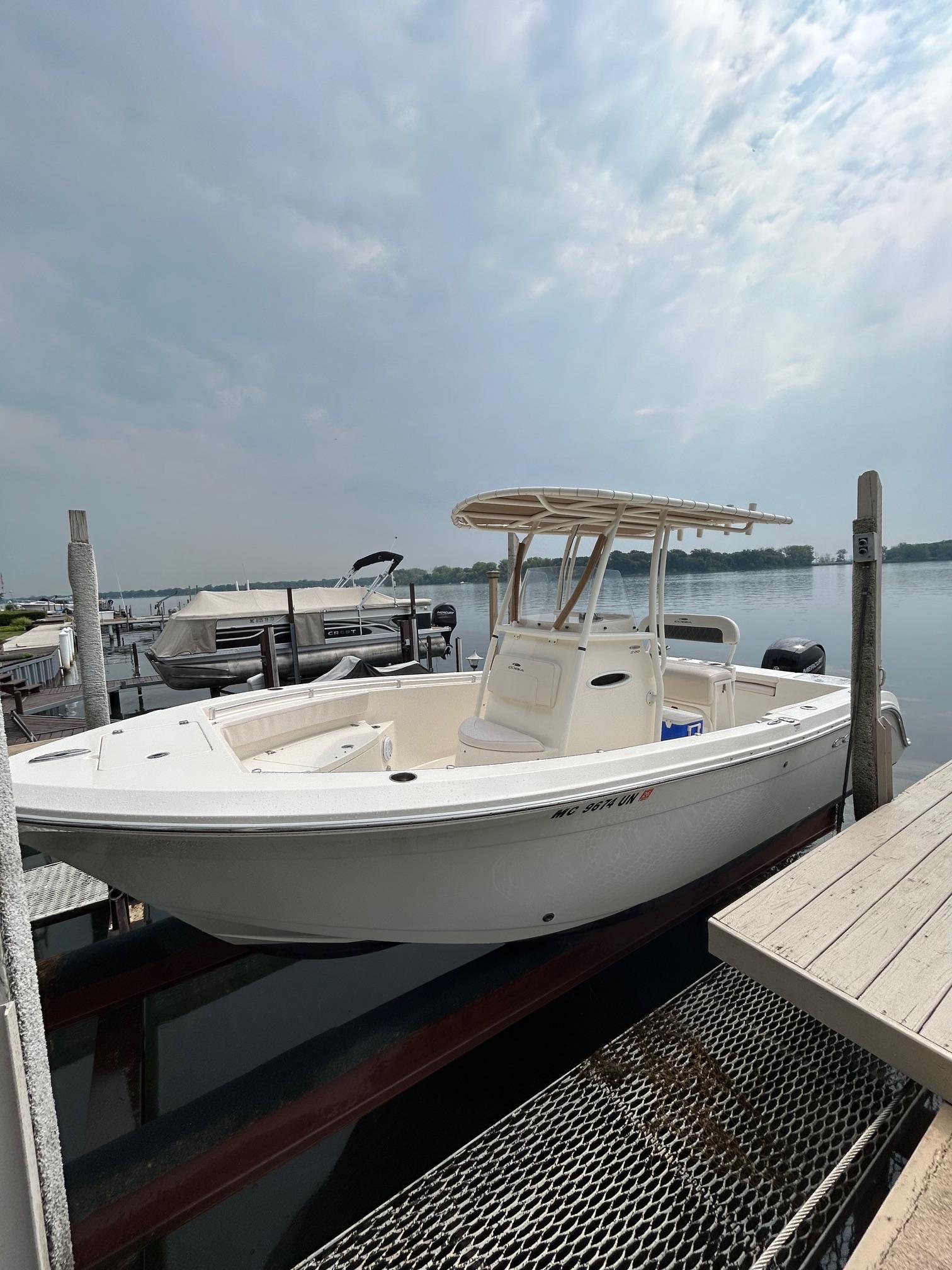 2020 Cobia 220 Center Console Centre Console for sale - YachtWorld