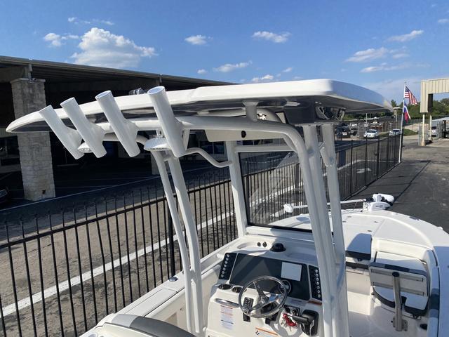 2023 Robalo 246 Bay for sale - YachtWorld