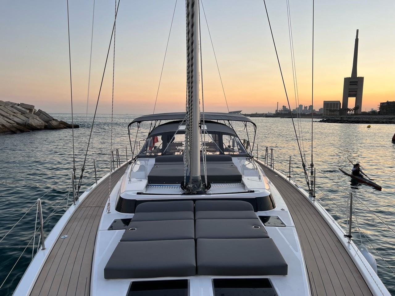 Bavaria C57 Usate a Barcelona - iNautia