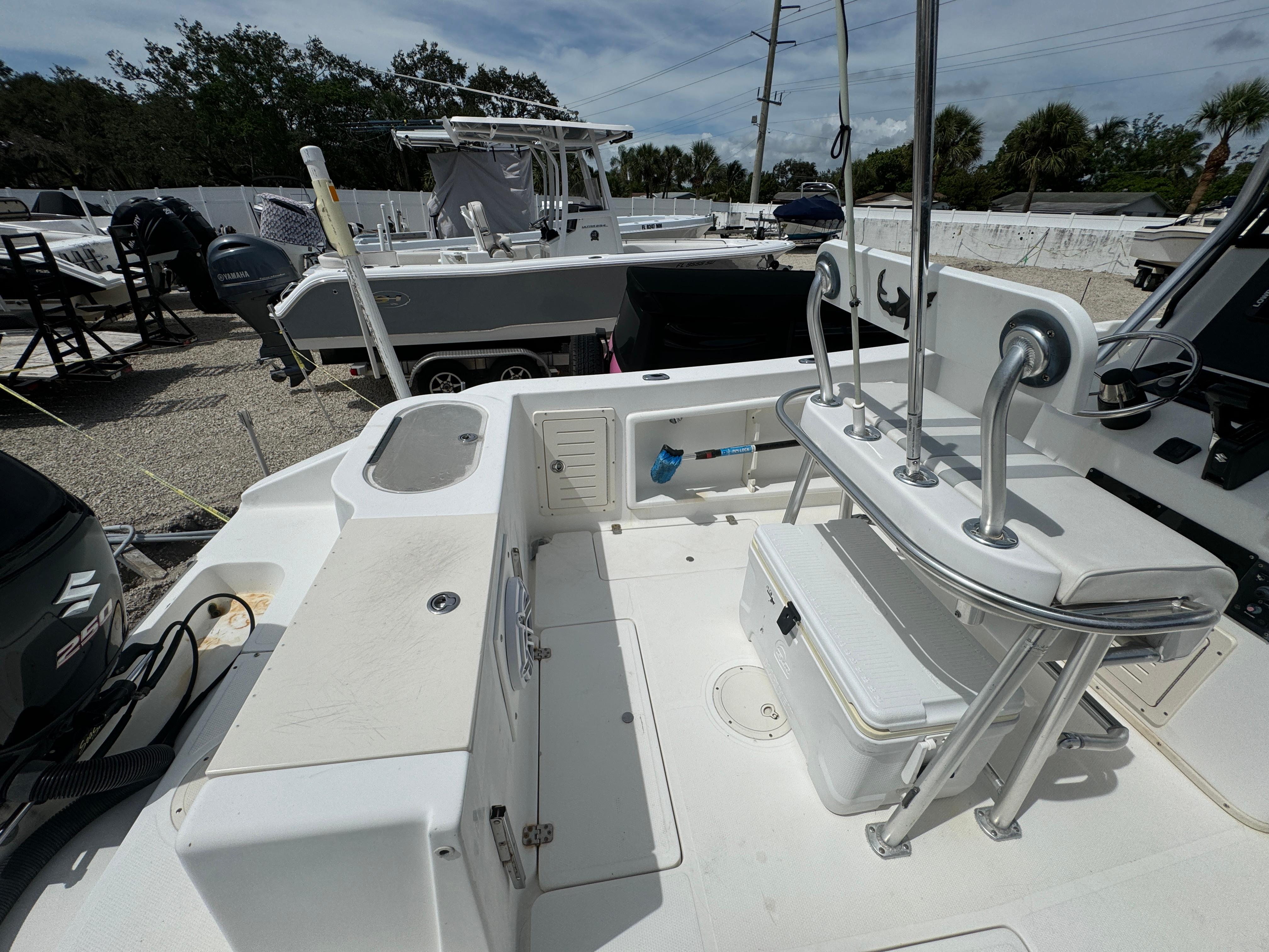 2003 Mako 232 Center Console Pesqueros de agua salada en venta - YachtWorld