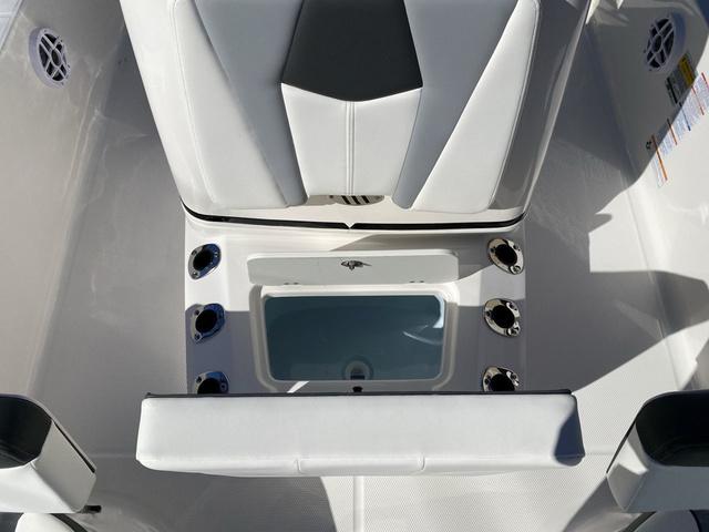 2023 Robalo 206 Bay for sale - YachtWorld