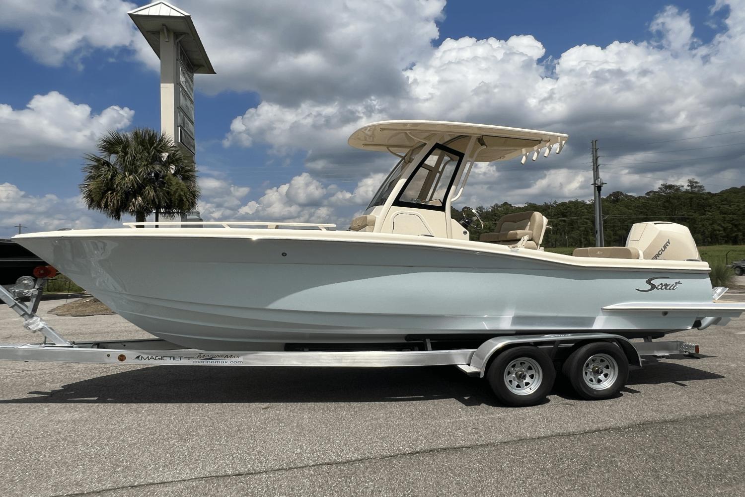 2024 Scout 240XSF Sportfiskebåt till salu- YachtWorld