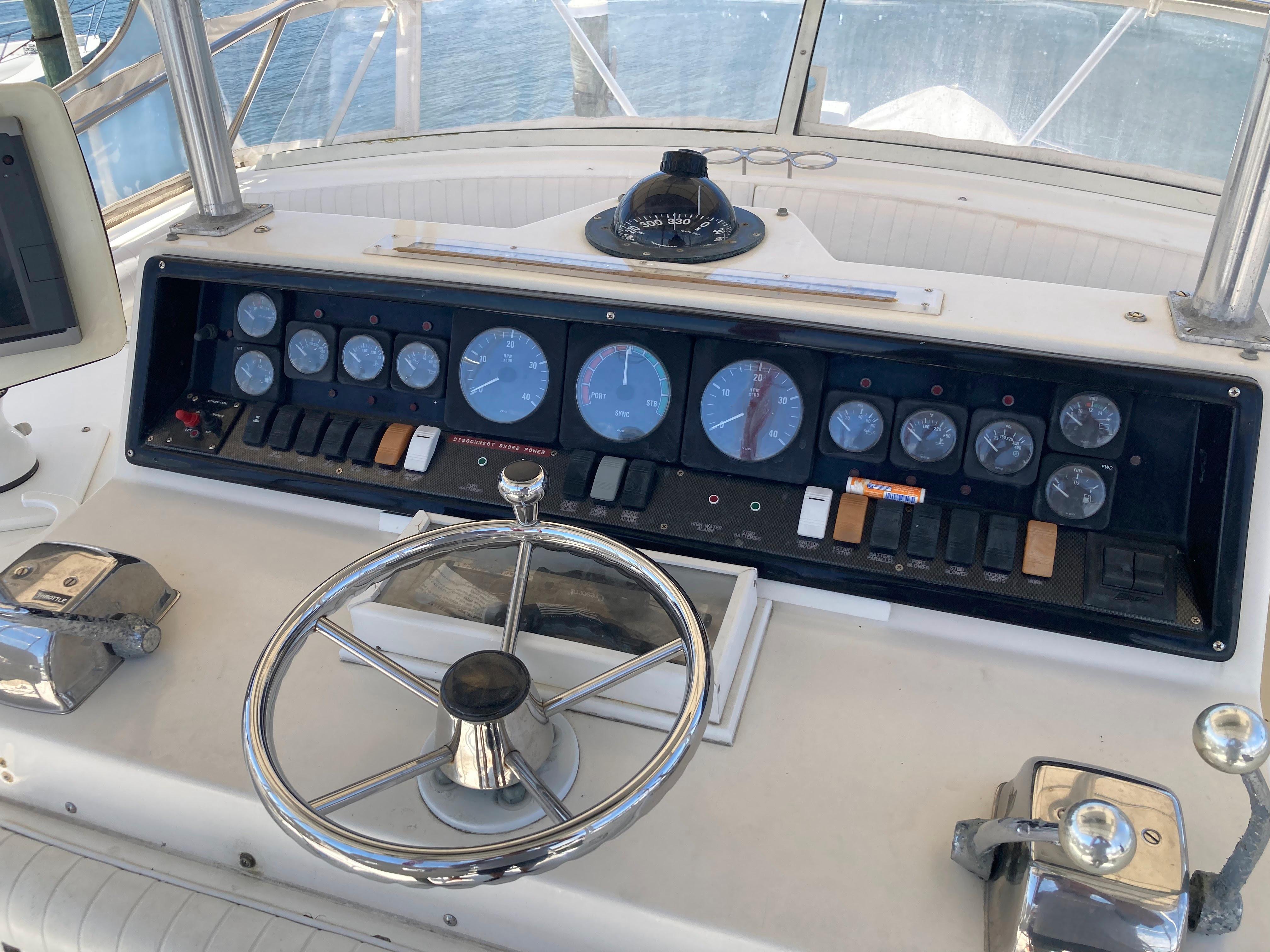 1982 Bertram 42 Convertible Convertible for sale - YachtWorld