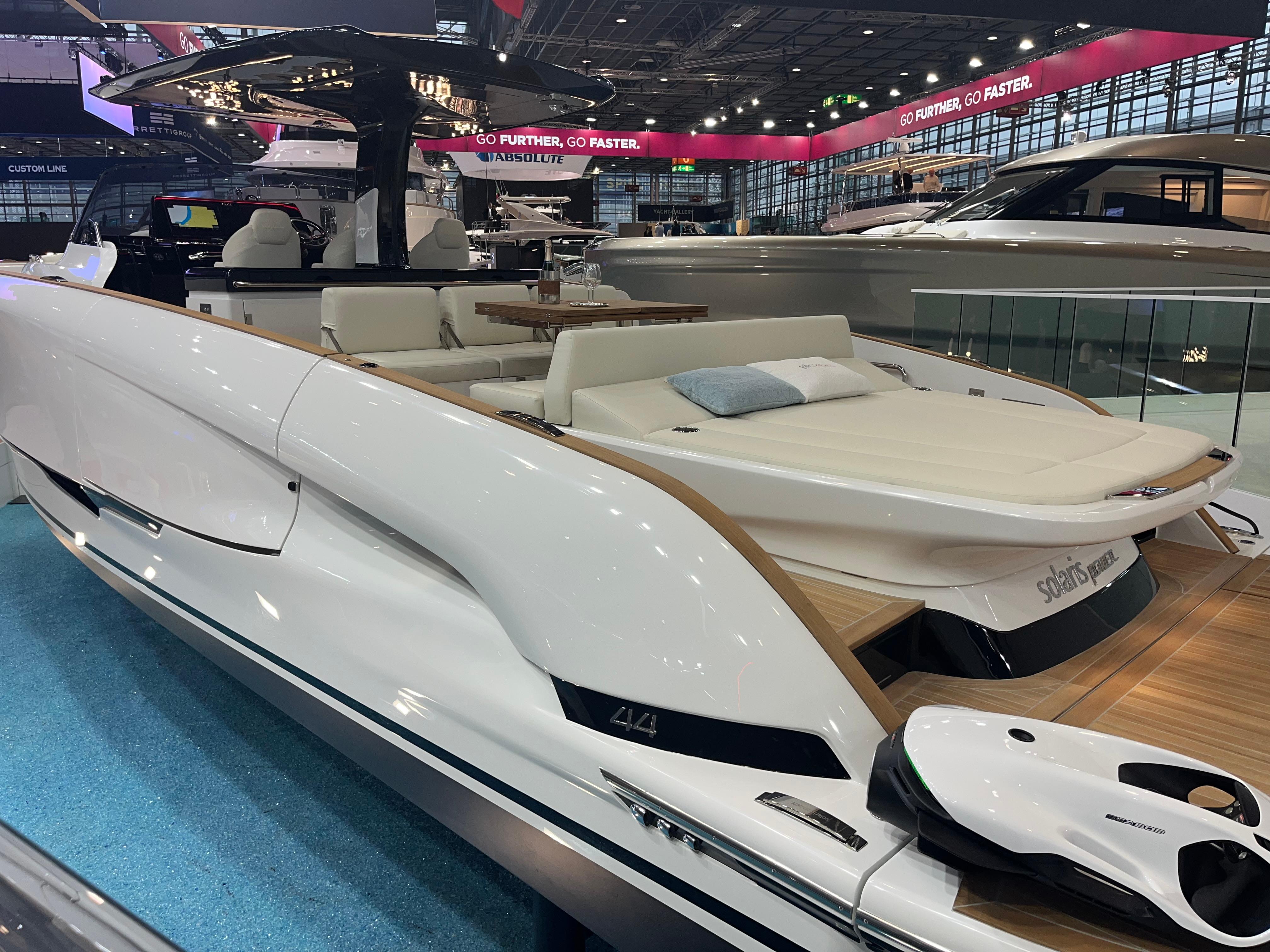 New Solaris Power 44 Open in 06 - Alpes-Maritimes - iNautia