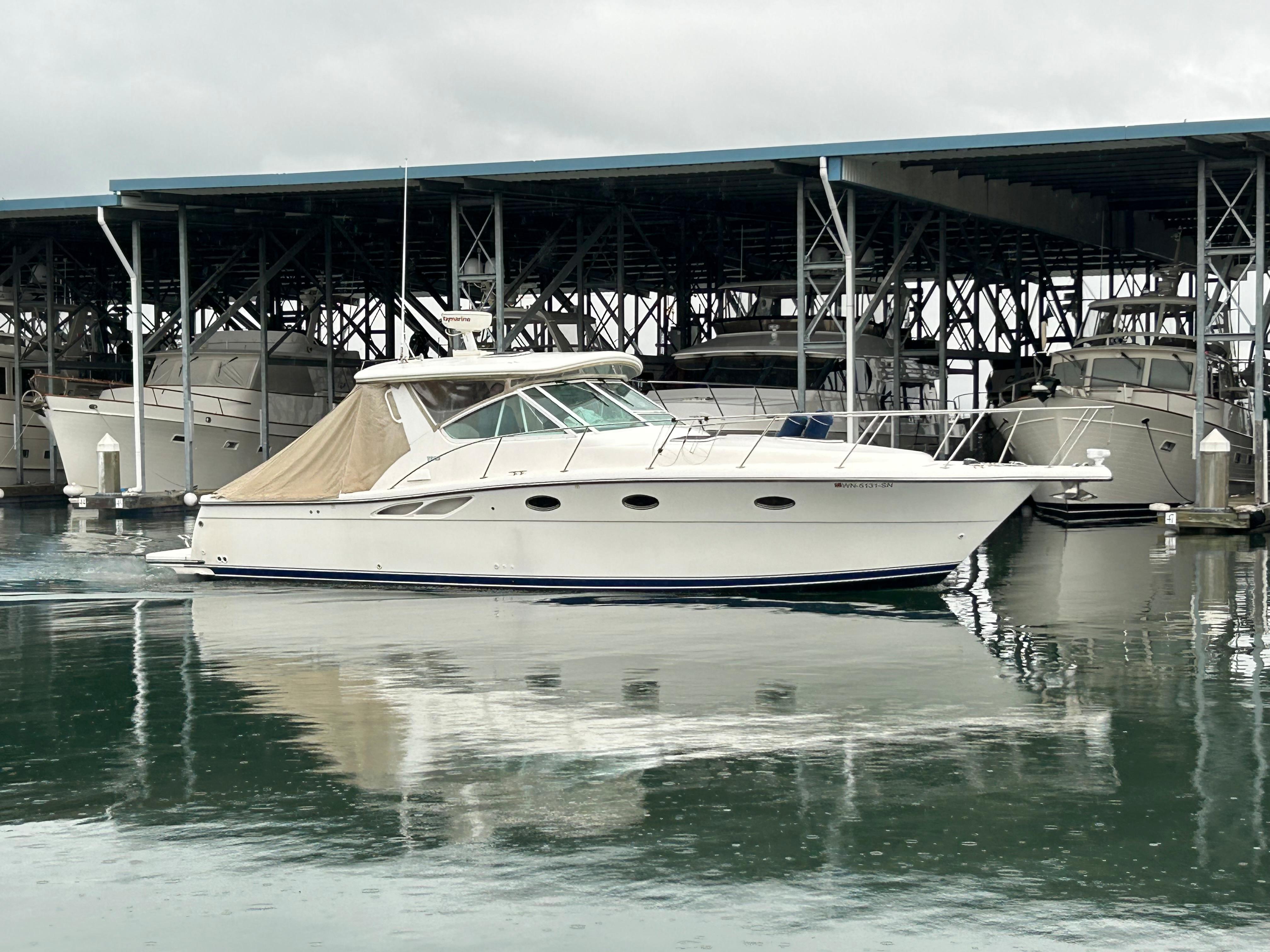 Tiara Yachts 3500 Open Hardtop til salg | YachtWorld