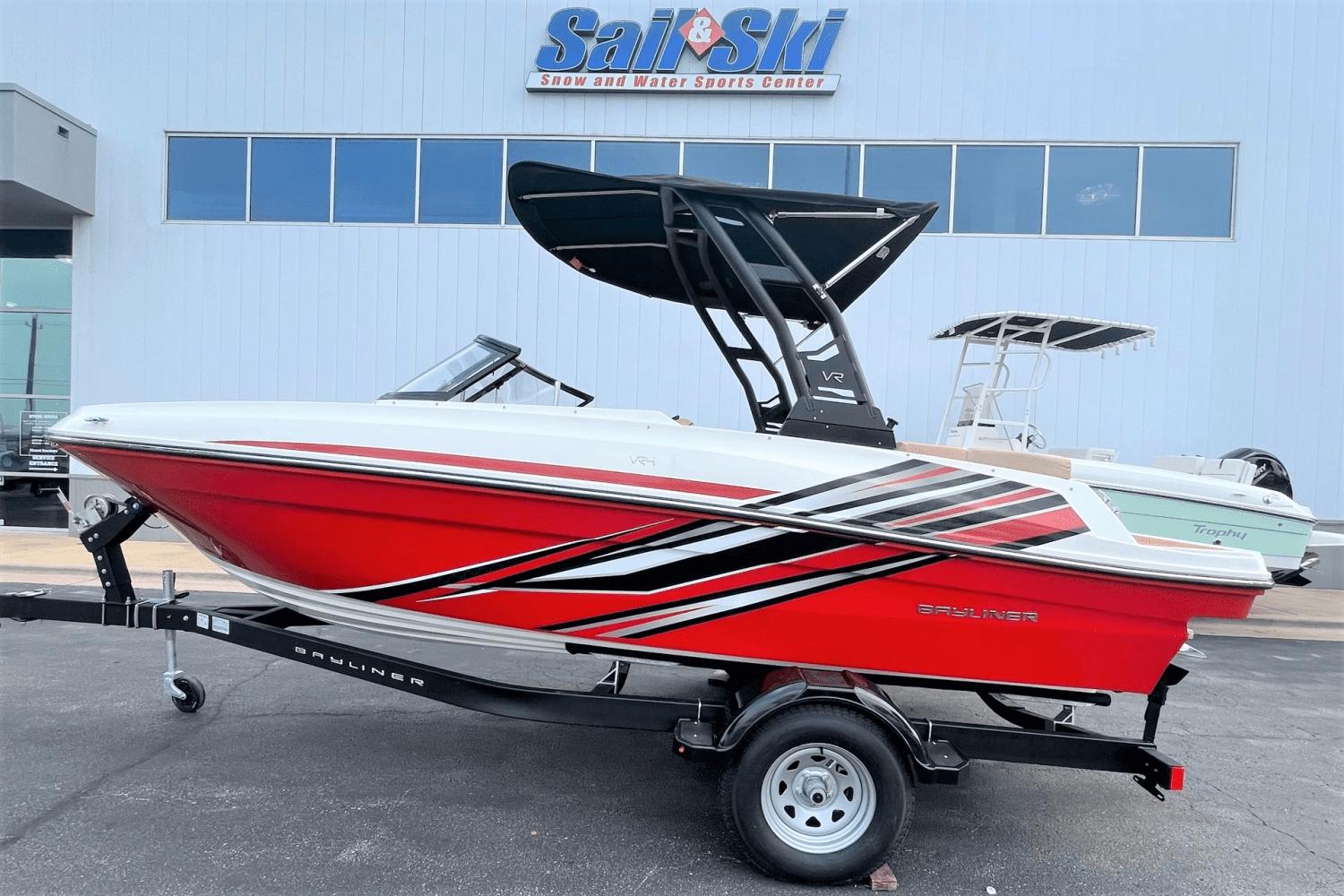 2023 Bayliner VR4 BOWRIDER Runabout for sale - YachtWorld