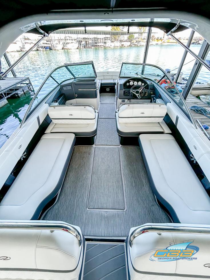 2018 Regal 2800 Bowrider Bowrider for sale - YachtWorld