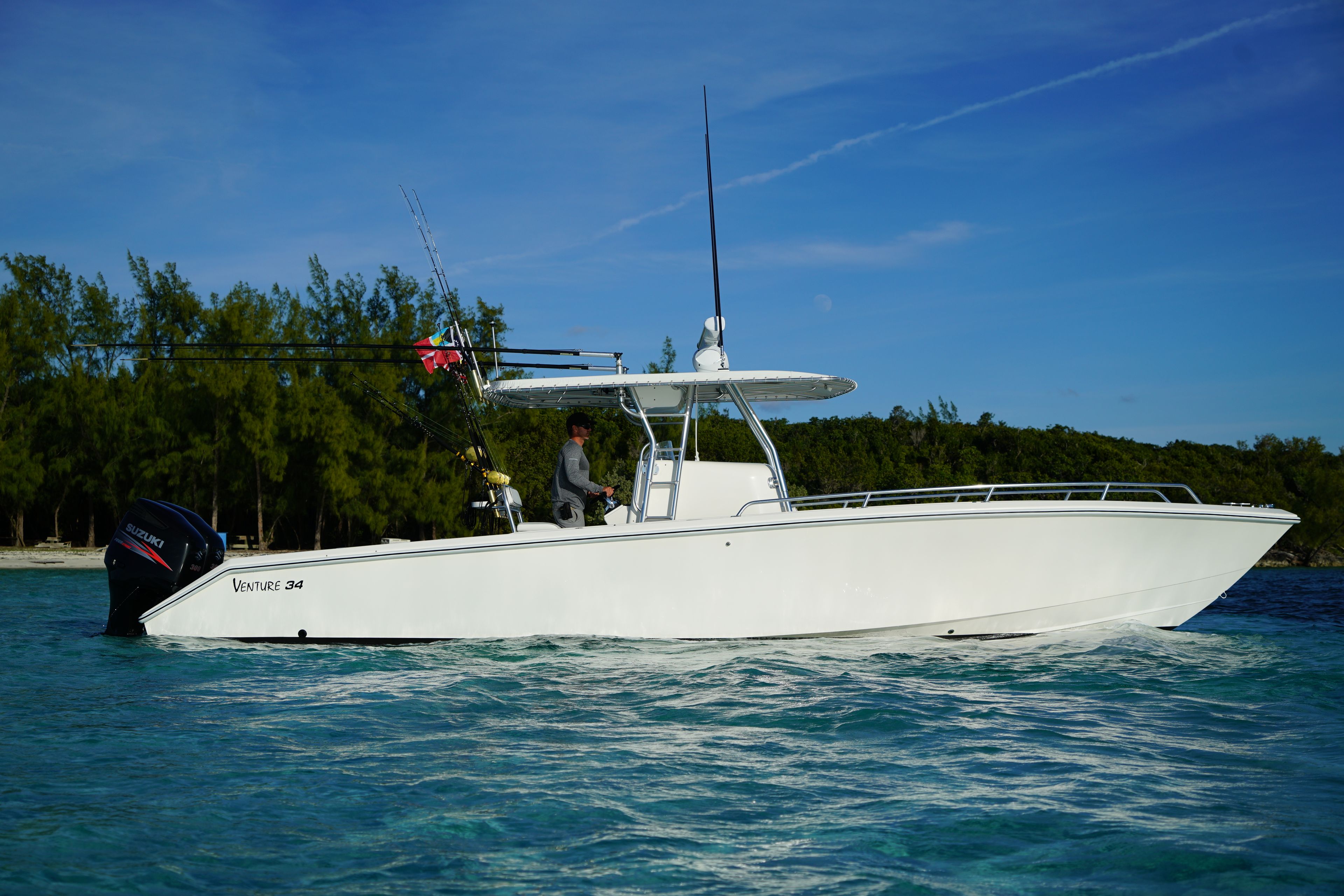 1999 Venture 34 Center Console w/ Warranties - Weber Yachts