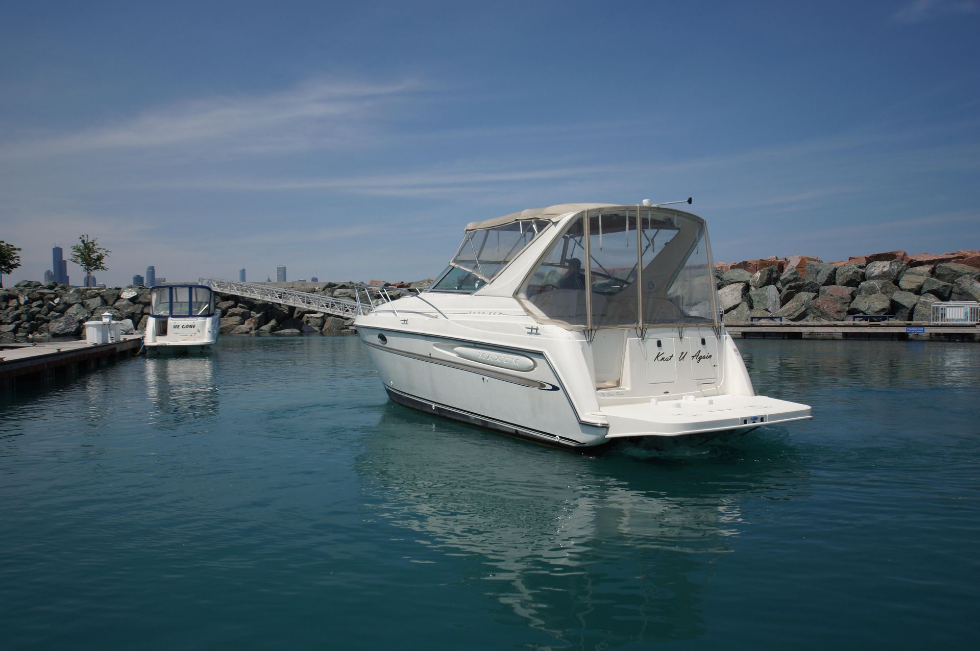 2000 Maxum 3000 SCR - Weber Yachts