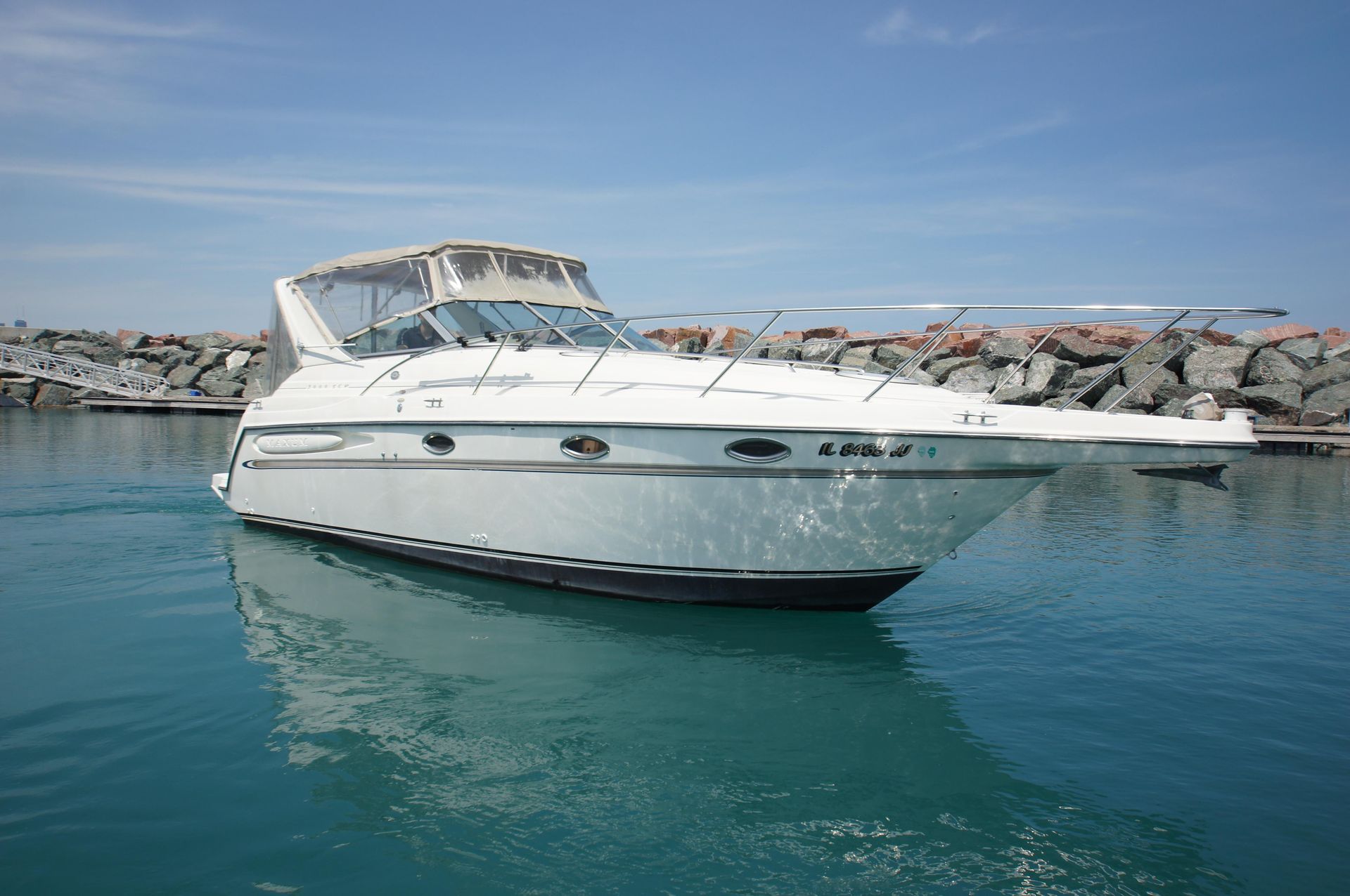 2000 Maxum 3000 SCR - Weber Yachts