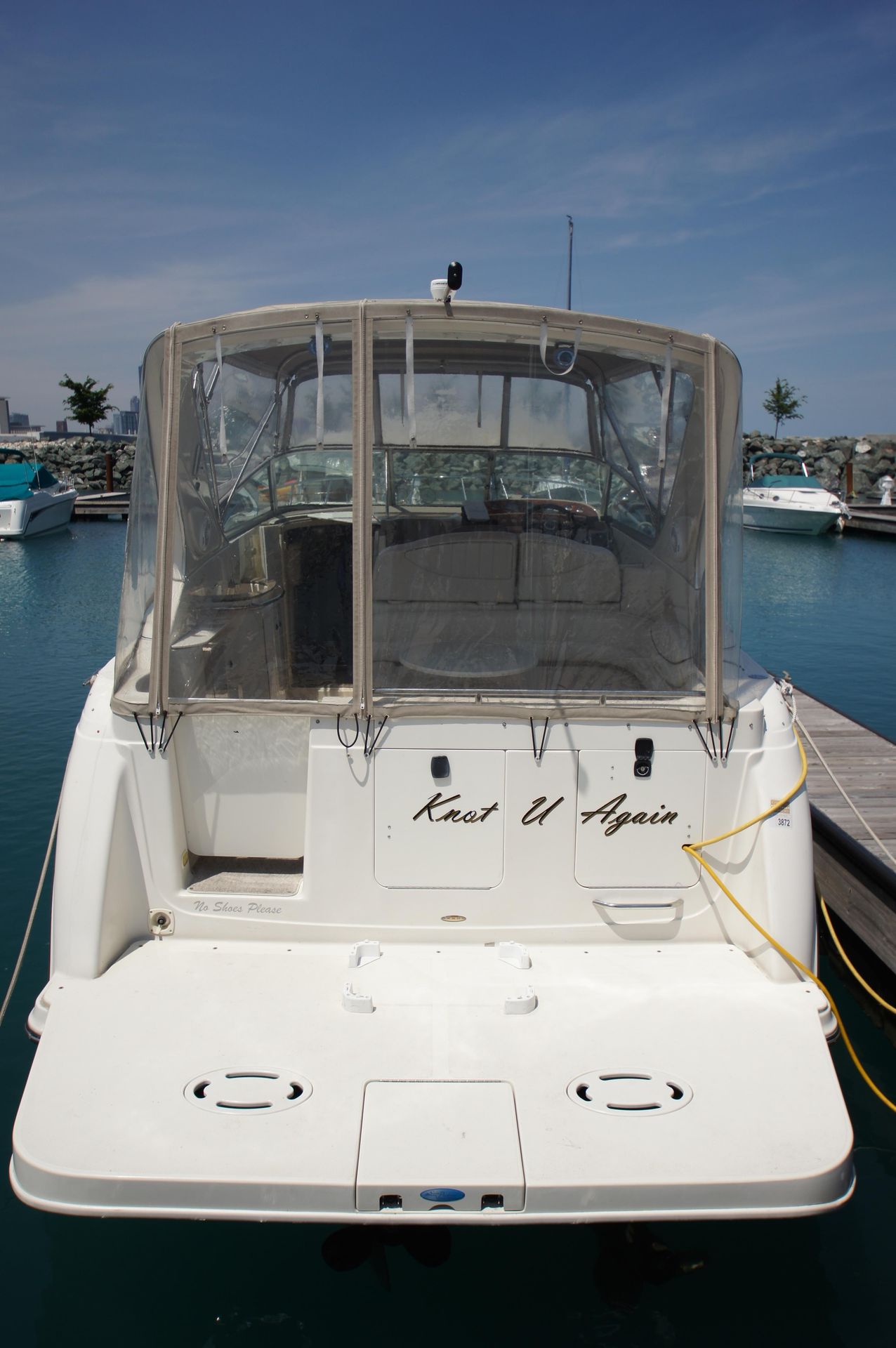 2000 Maxum 3000 SCR - Weber Yachts