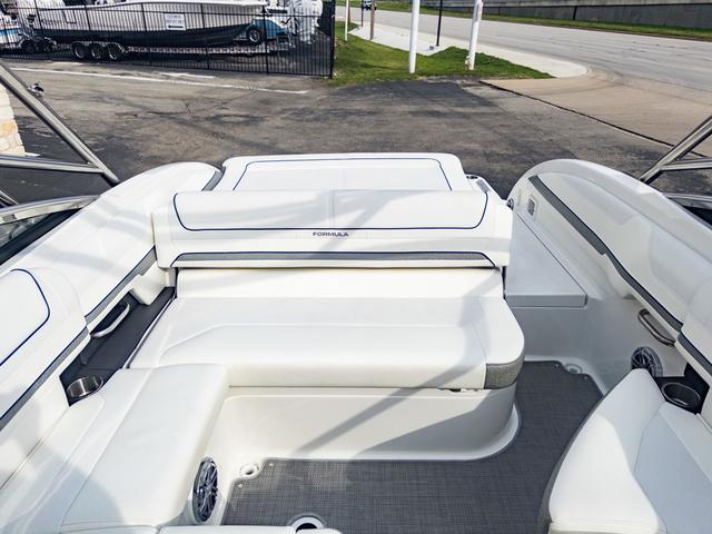 2021 Formula 240 Bowrider Bowrider for sale - YachtWorld