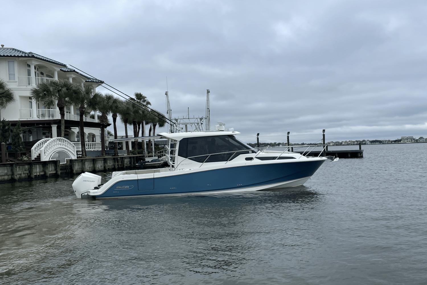 2021 Boston Whaler 325 Conquest Sport Fishing for sale - YachtWorld