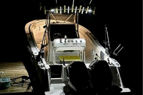 2002 Hydra-Sports Vector 2796 CC Saltwater Fishing for sale - YachtWorld