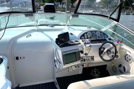 1998 Donzi 3250 Exp Cruiser for sale - YachtWorld