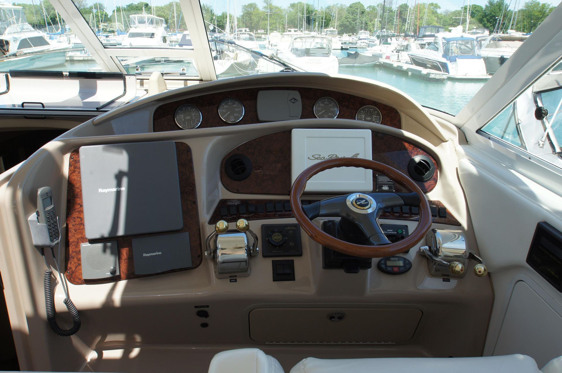 2003 Sea Ray 390 Motor Yacht - Weber Yachts