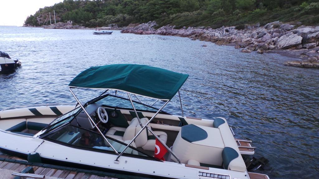 1987 Sea Ray Seville Sports Cruiser for sale - YachtWorld