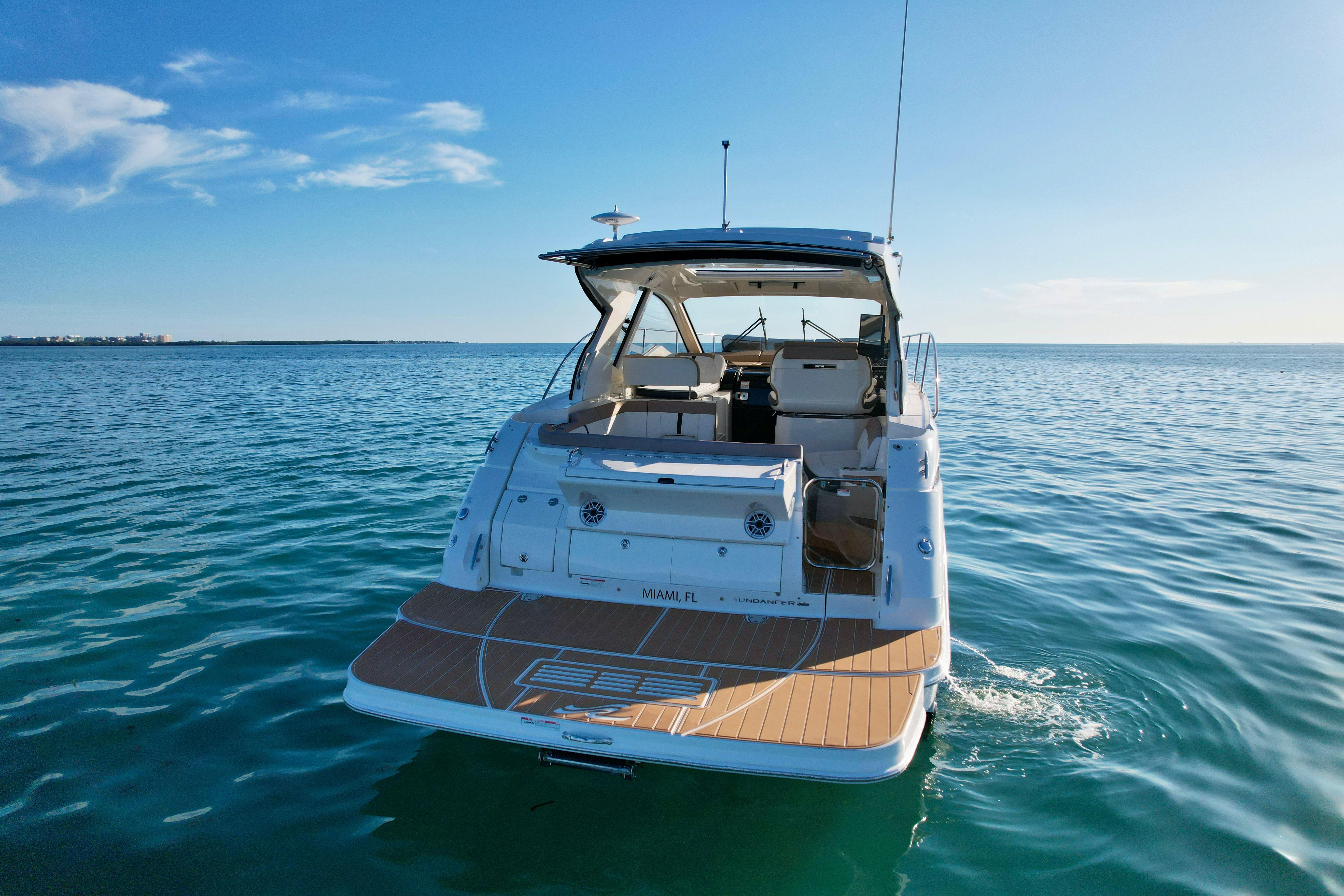 2018 Sea Ray 350 Sundancer Motorcruiser Kaufen - YachtWorld