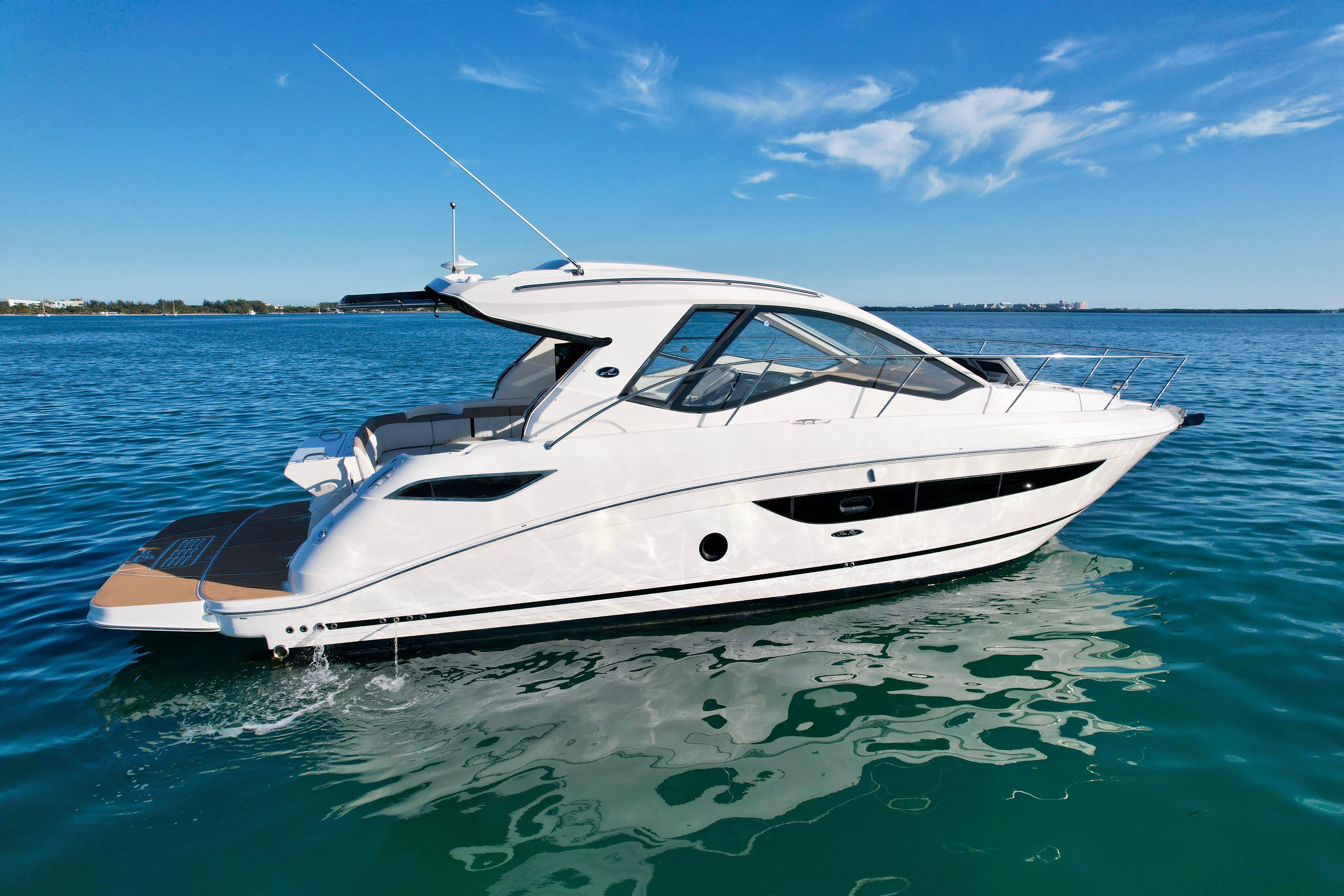 2018 Sea Ray 350 Sundancer Motorcruiser Kaufen - YachtWorld