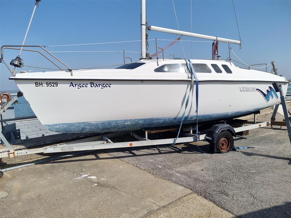 Hunter 23.5 Boat For Sale - Waa2