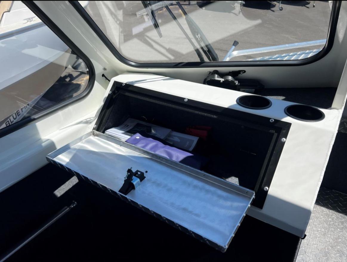 2021 Thunder Jet 210 Luxor Limited Runabout for sale - YachtWorld